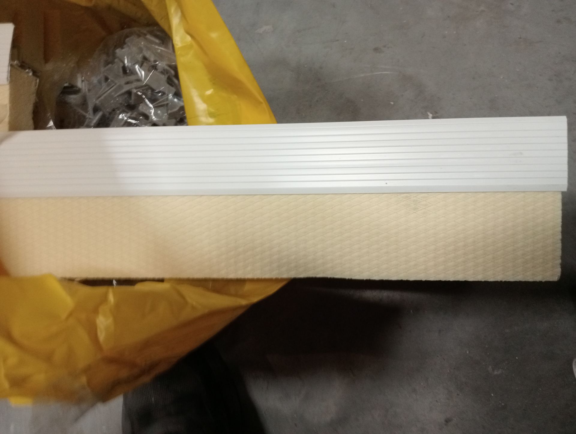 20 x unicloser insulated cavity closers Fire Rated Cavity Closer 20 ...