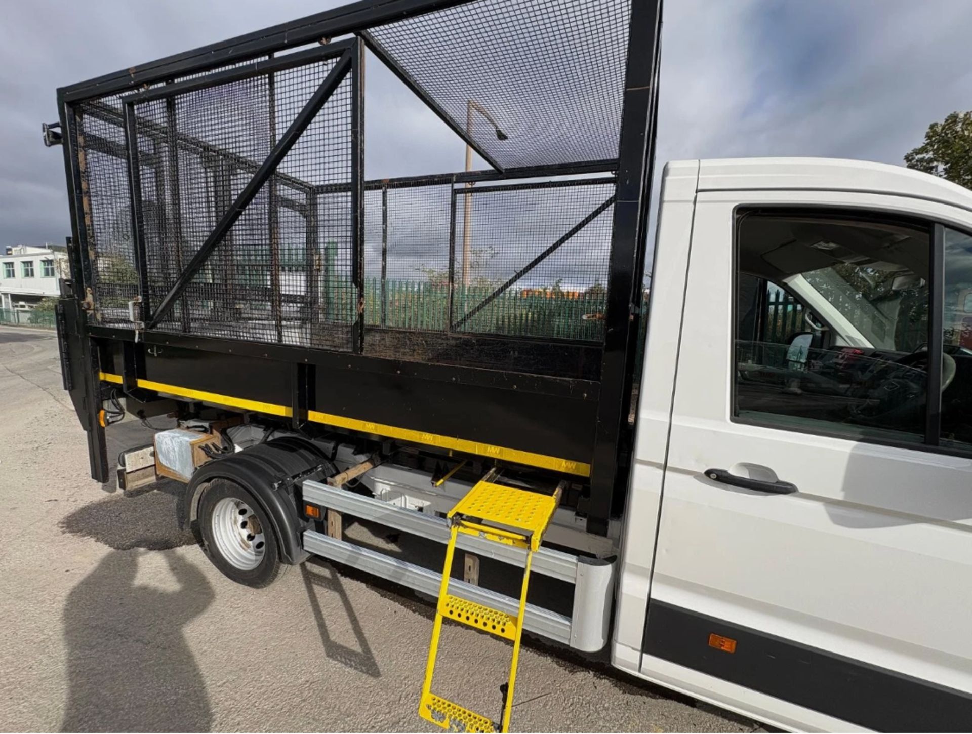 2019 MAN TGE 5.180 Auto 5 Ton Twin Wheel Cage Tipper with Tail Lift ...