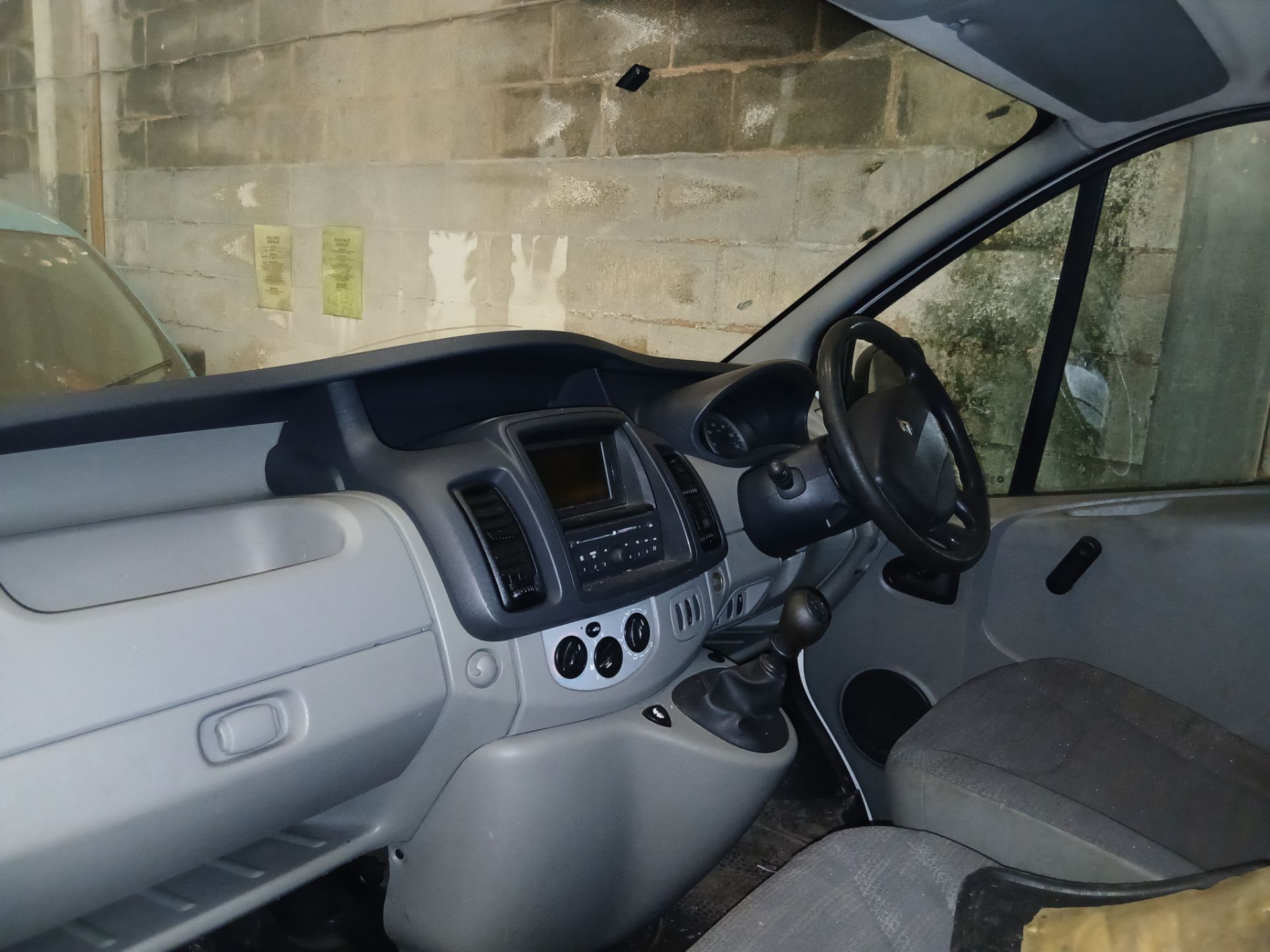 2010 Renault Trafic SL27 DCI 115 – Panel Van – 1996cc Diesel As of ...