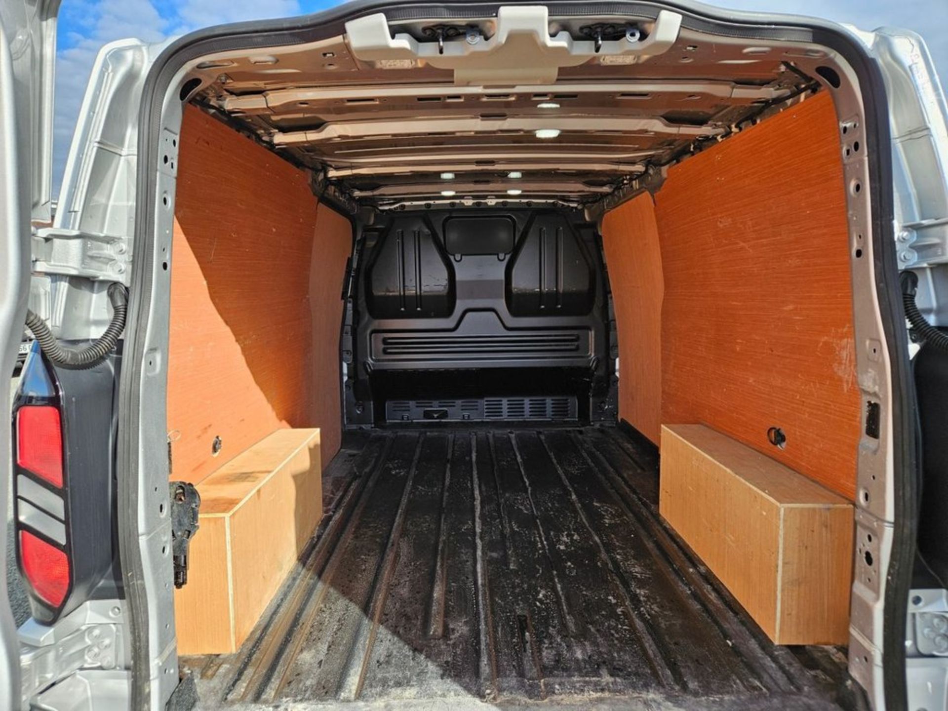2024 (74 PLATE) FORD TRANSIT CUSTOM 300 LIMITED TDCI 135BHP L2H1 LWB As ...