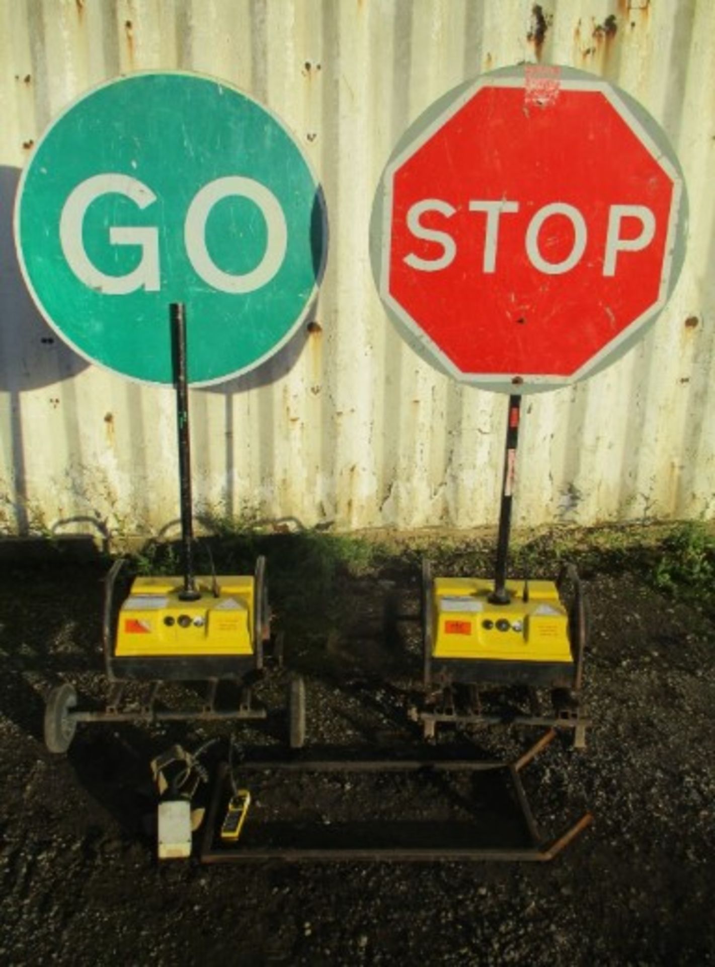 Pike Robosign Stop/Go Boards – Traffic Control – New Batteries ...