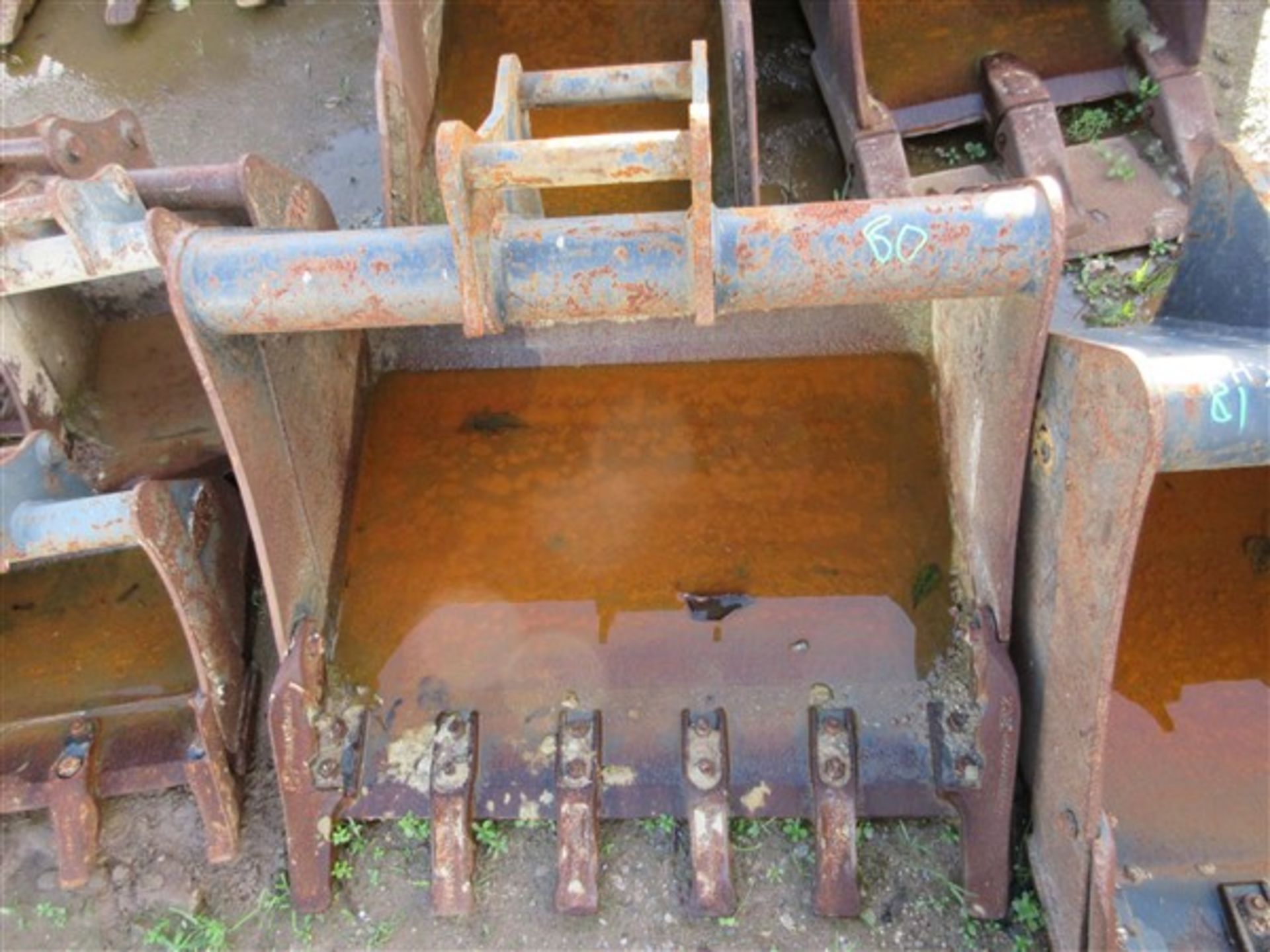 BMC 36" excavator bucket