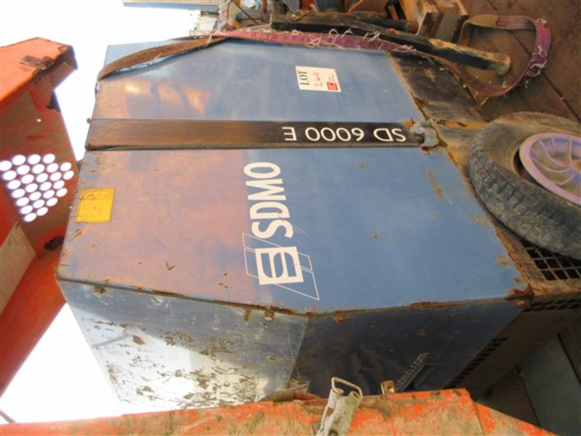 SDMO SD6000E diesel generator