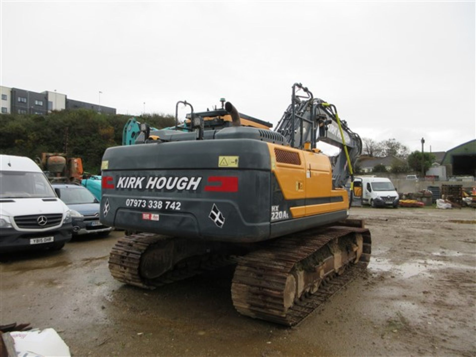 Hyundai HX220 AL tracked 360° hydraulic excavator serial no. HHKHK607 ...