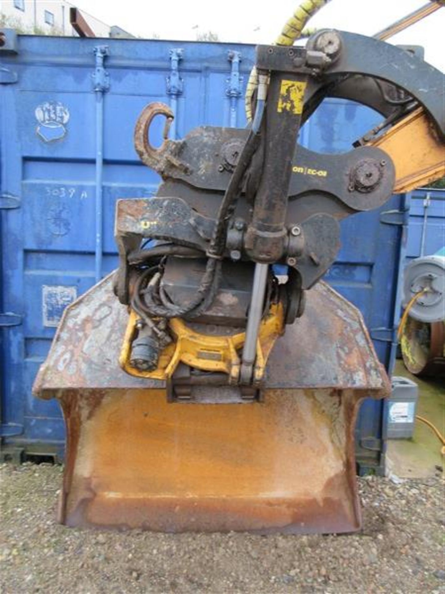 Hyundai HX140 LC tracked 360° hydraulic excavator, serial no. HHKHK406 ...