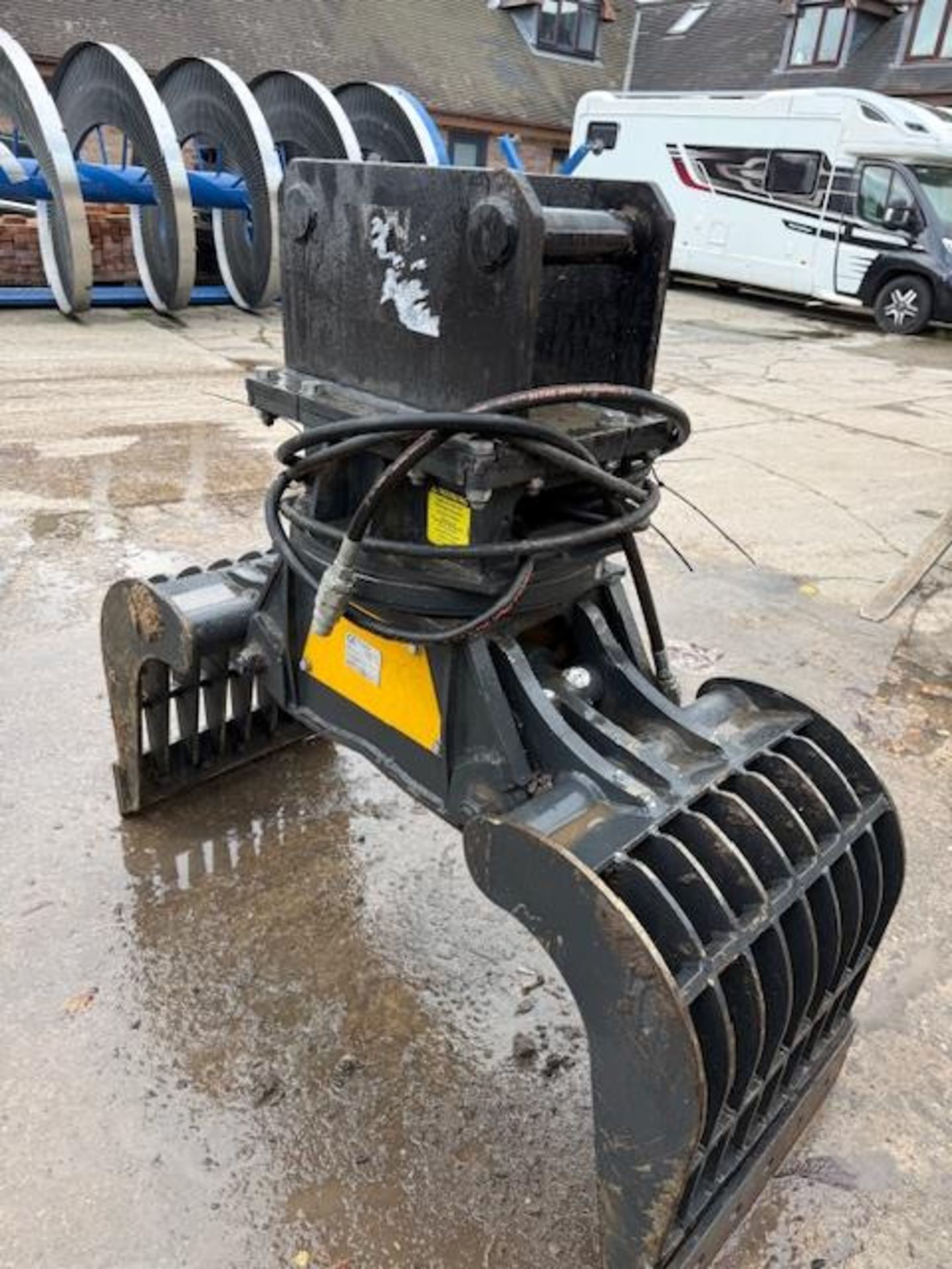 Mustang Hydraulic Grab for JCB fitment. Model GRP 450 D, YOM 2024 ...