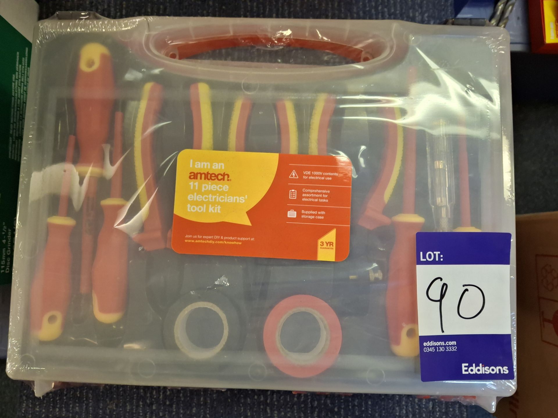 3 Amtech 11-piece Electrician’s tool kit