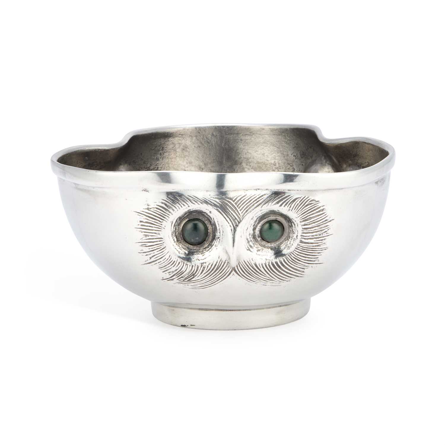 A LIBERTY & CO TUDRIC PEWTER 'OWL' BOWL of distinctive trefoil form ...