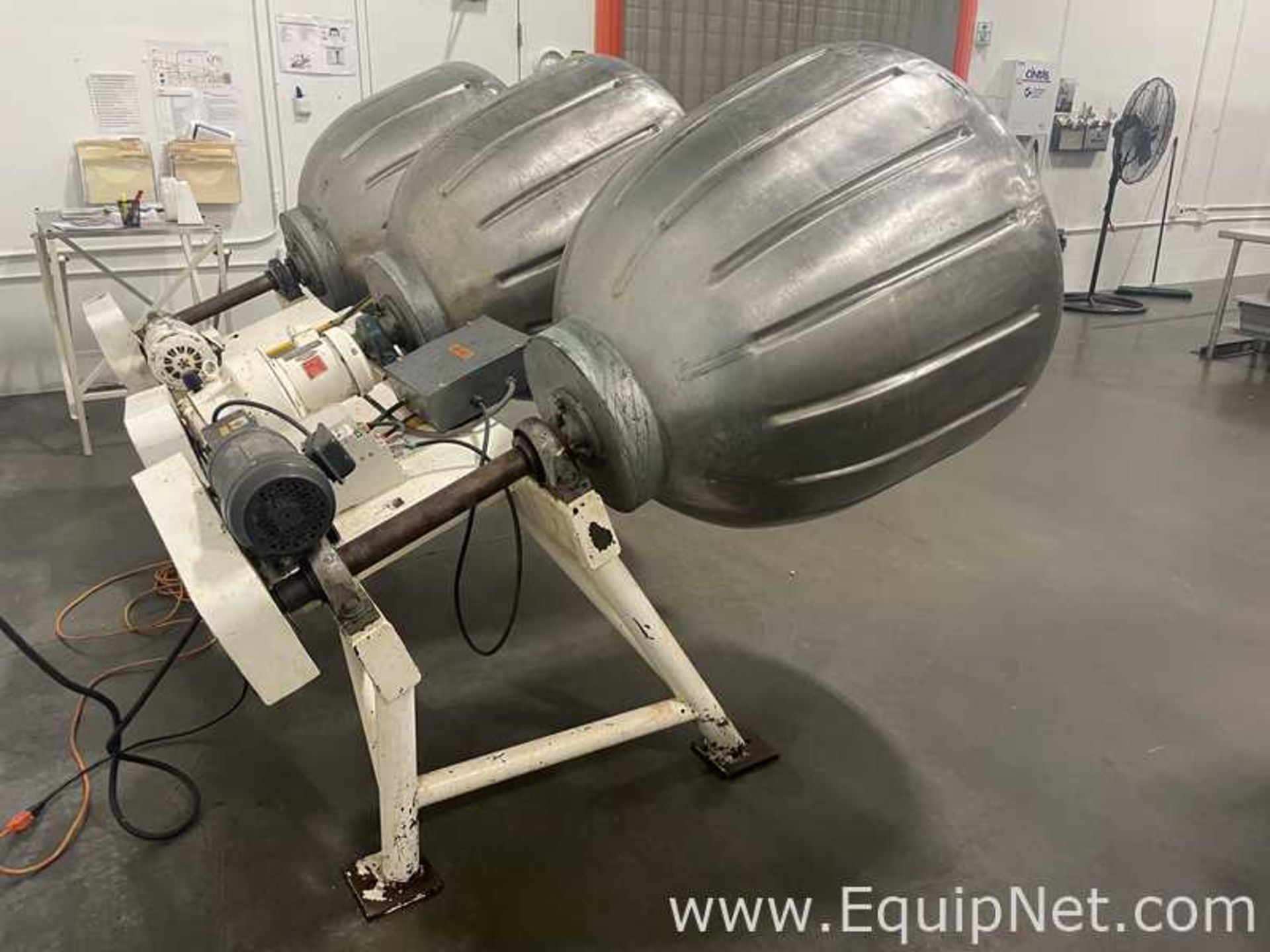 EQUIPNET LISTING #1077933DESCRIPTION: Three Conventional Coating Pans ...