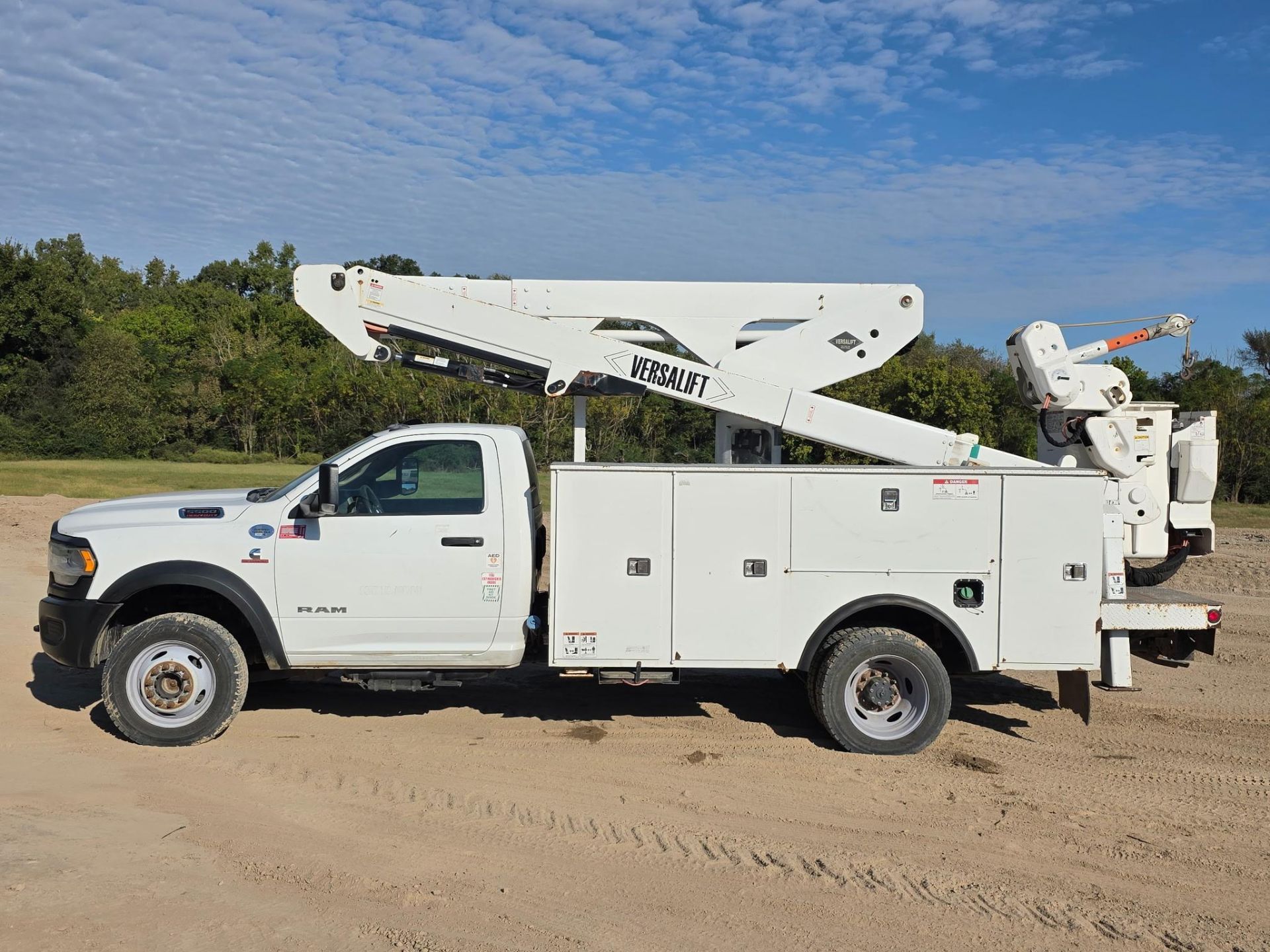 Description: 2019 RAM 5500 Bucket Truck, Cummins Diesel, Automatic ...