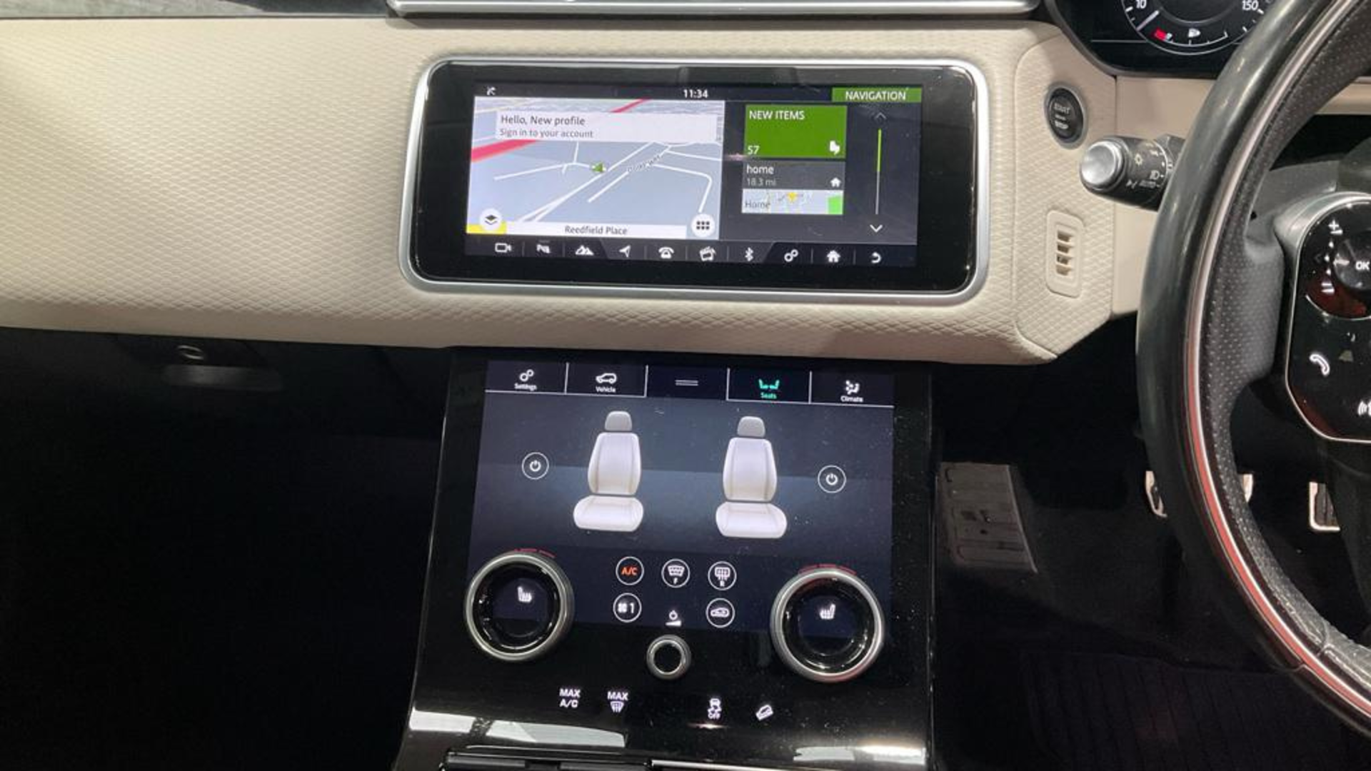 Range Rover Velar 2.0 D240 R-Dynamic SE 2018 Model Satelite Navigation ...