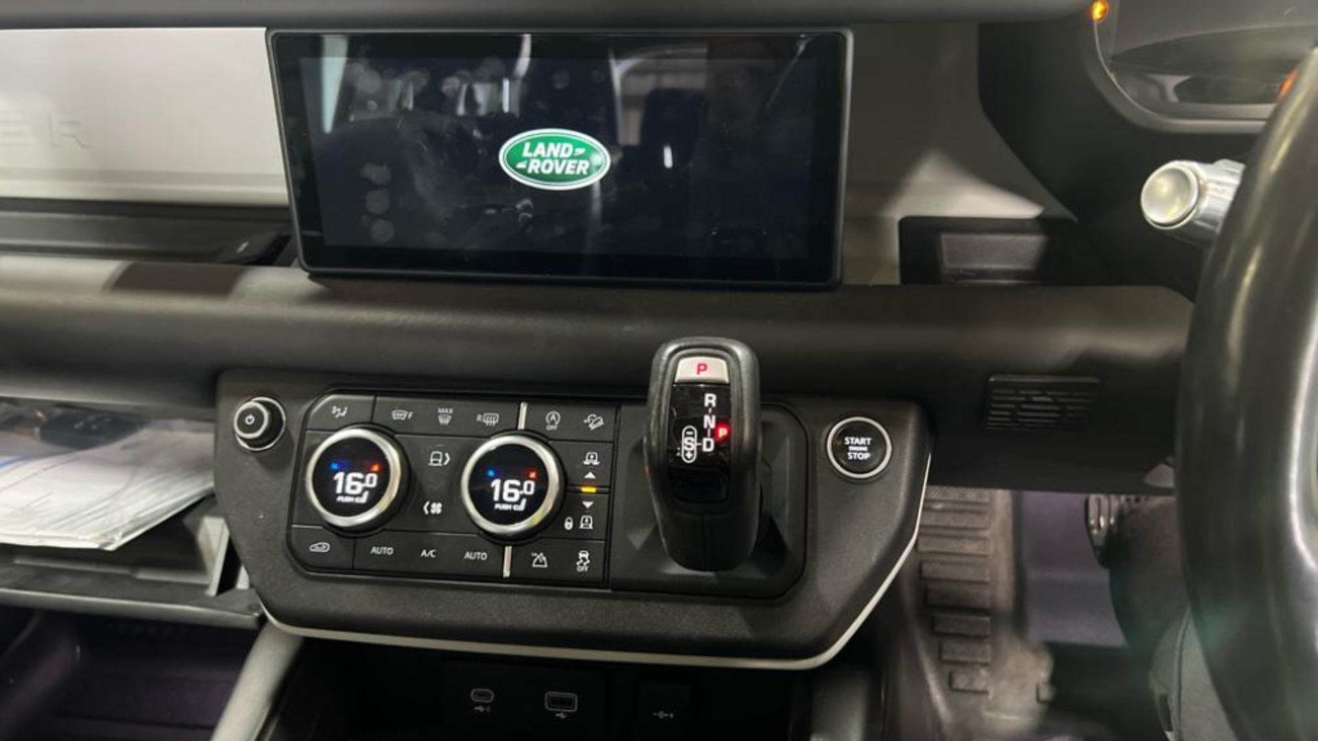 **ON SALE** Land Rover Defender HSE, Fully Loaded, 2020, 7 Seater ...
