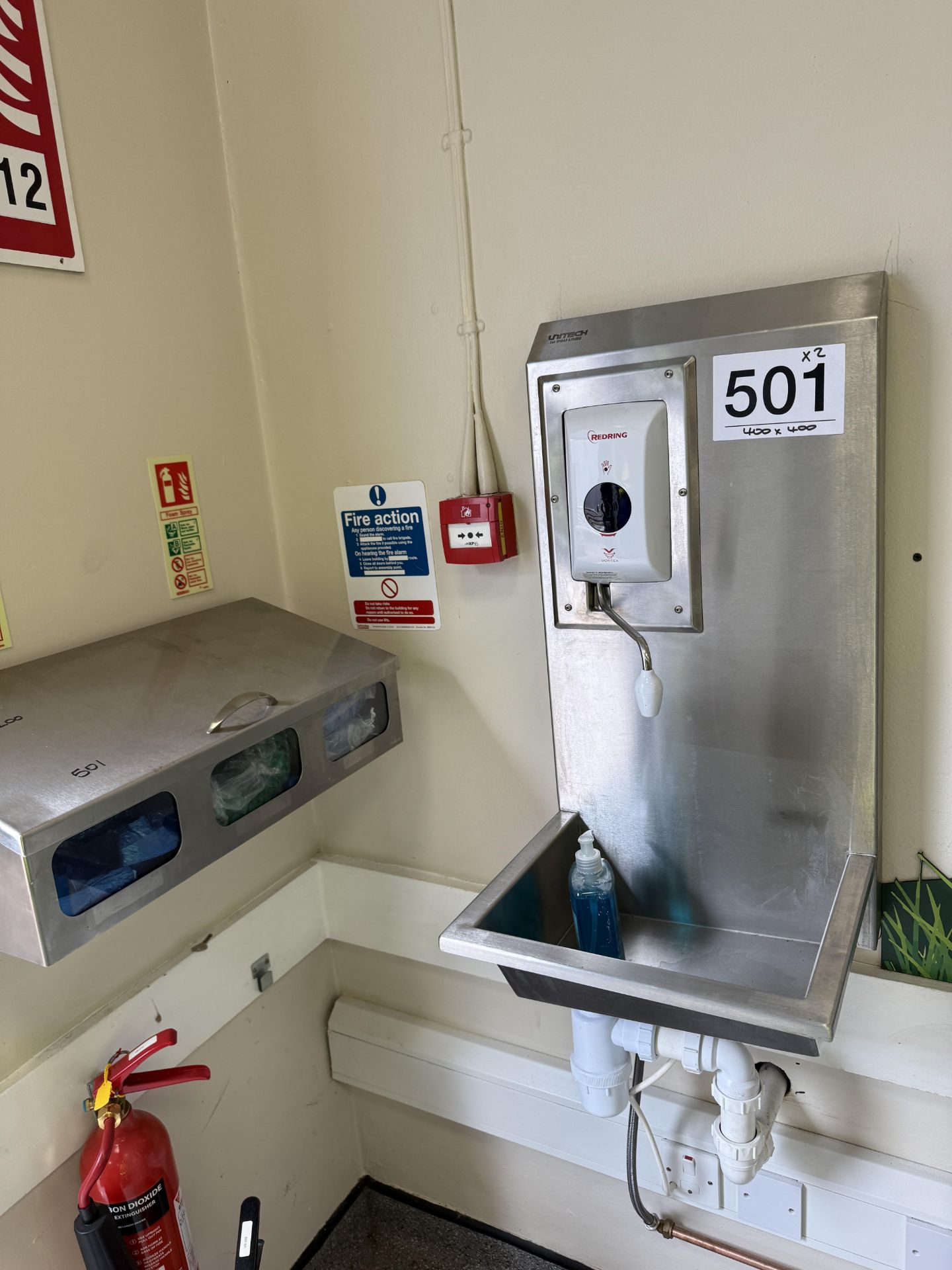 1 x Unitech hand wash sink station approx. 400 mm x 400 mm also ...