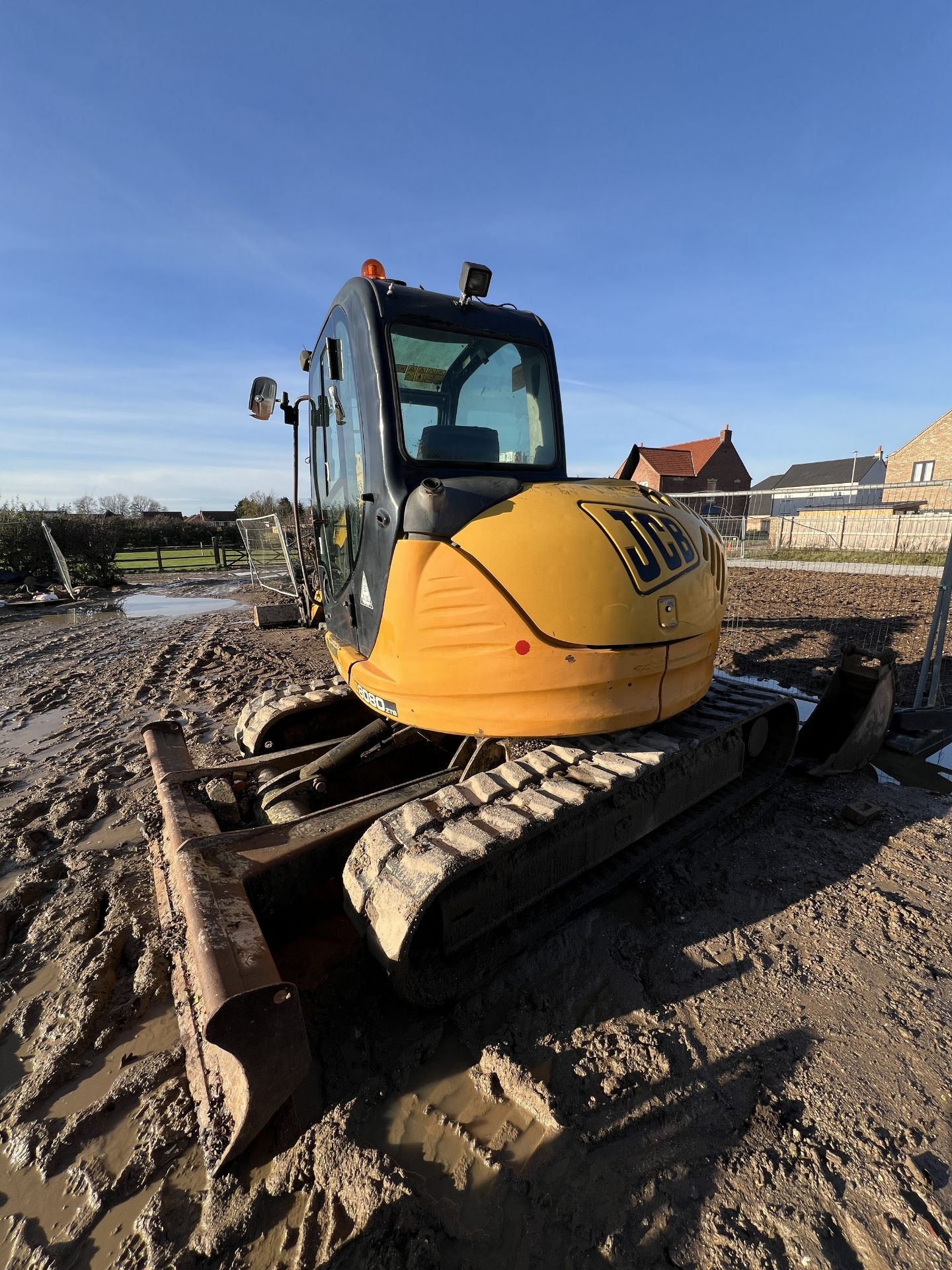 2008 JCB 8080ZTS 8t digger, 5590hrs with 4 buckets