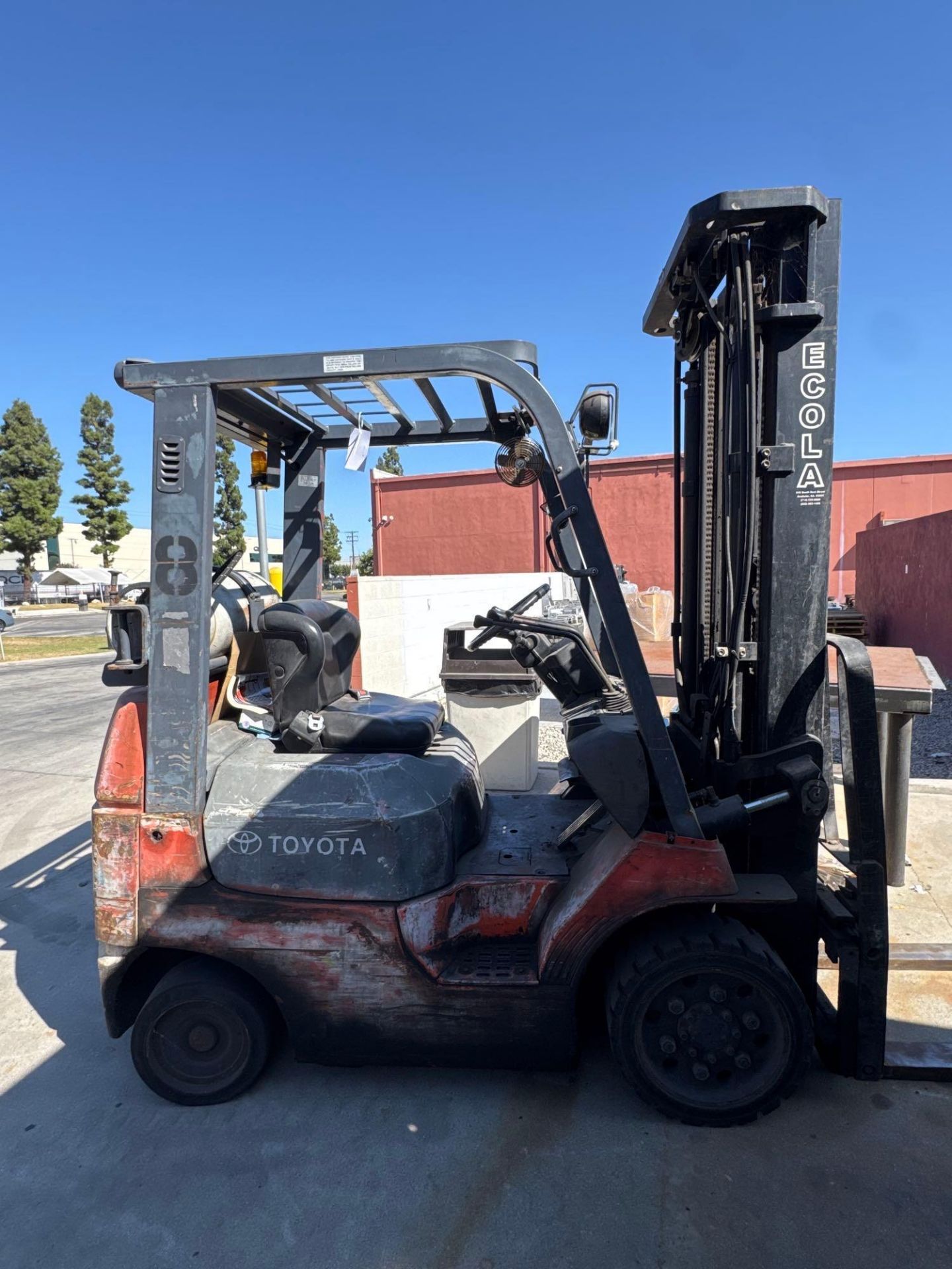 Toyota Model 7FGU25 LP 5,000 Forklift, s/n 70616