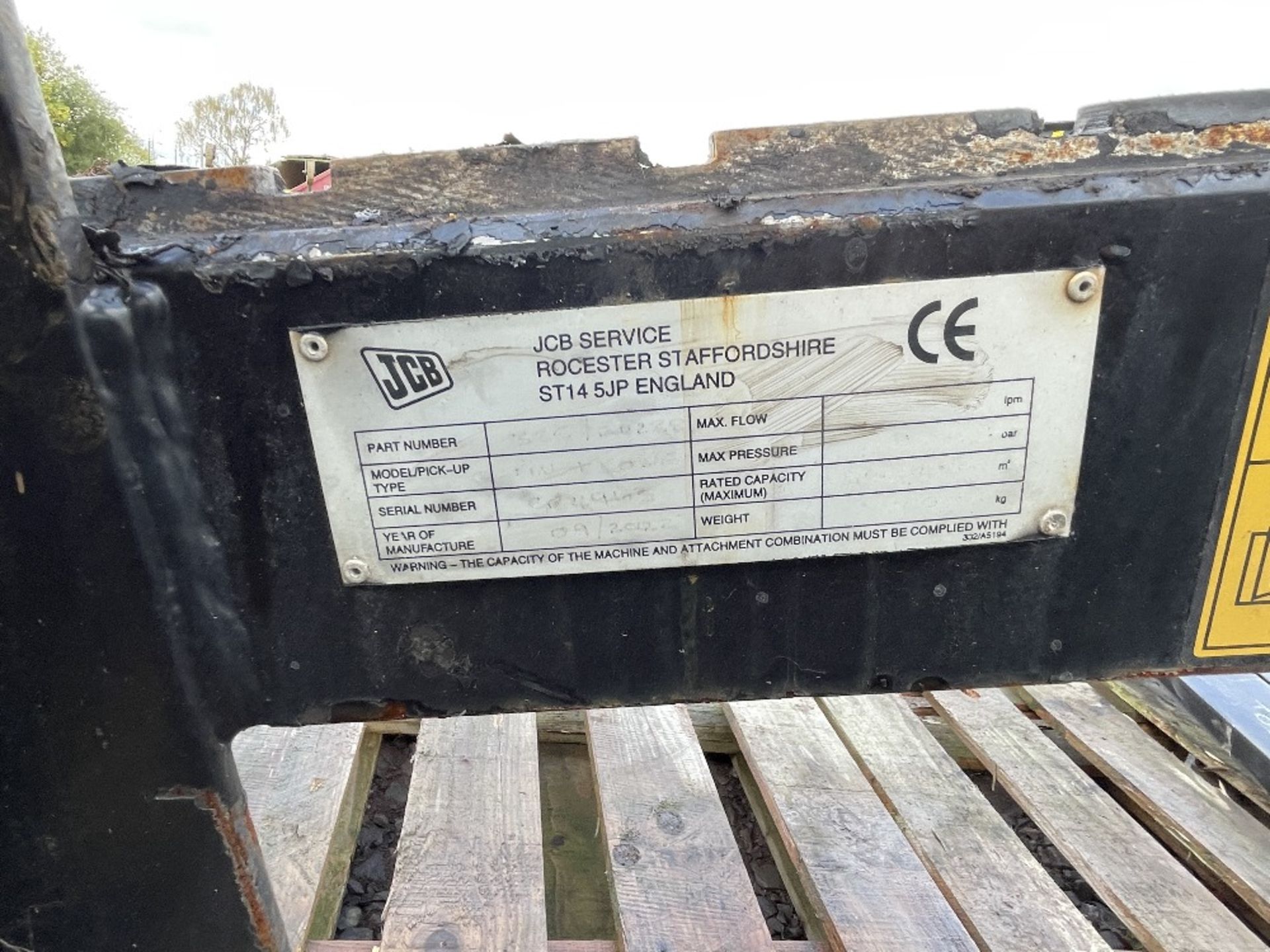 JCB 335B0238 Headstock Attachment With (2) JCB ForksHeadstock Serial ...