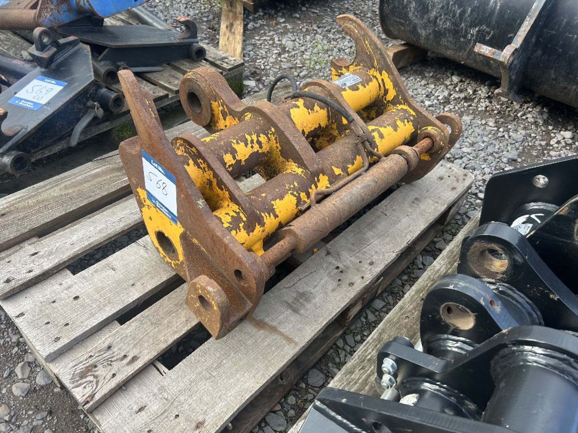 Manitou HeadstockTo Suit JCB 531 | 532 | 536 | 538 | 541 | 542