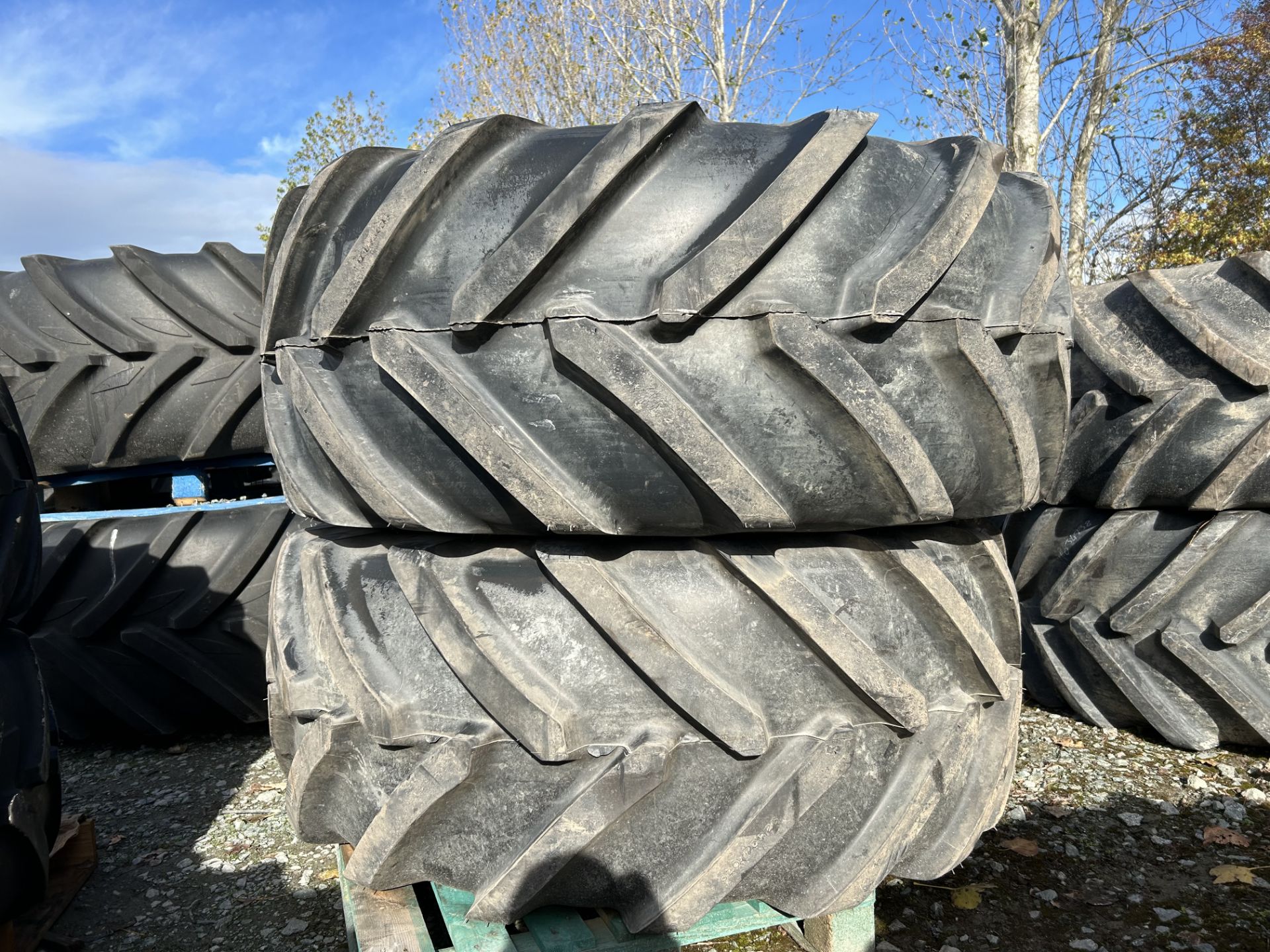 (2) Michelin CereXBib2 VF 620/70 R26 CFO+ Tyres c/w Rims
