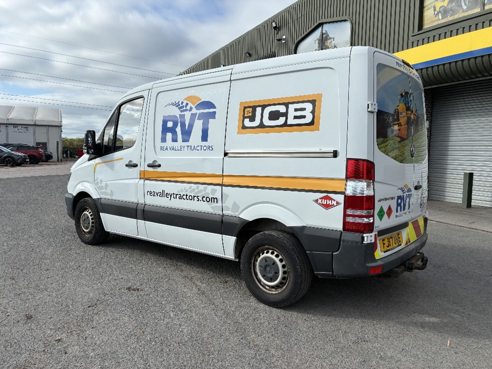 FJ17 UVE Mercedes-Benz Sprinter 316Cdi Blue Efficiency Panel ...