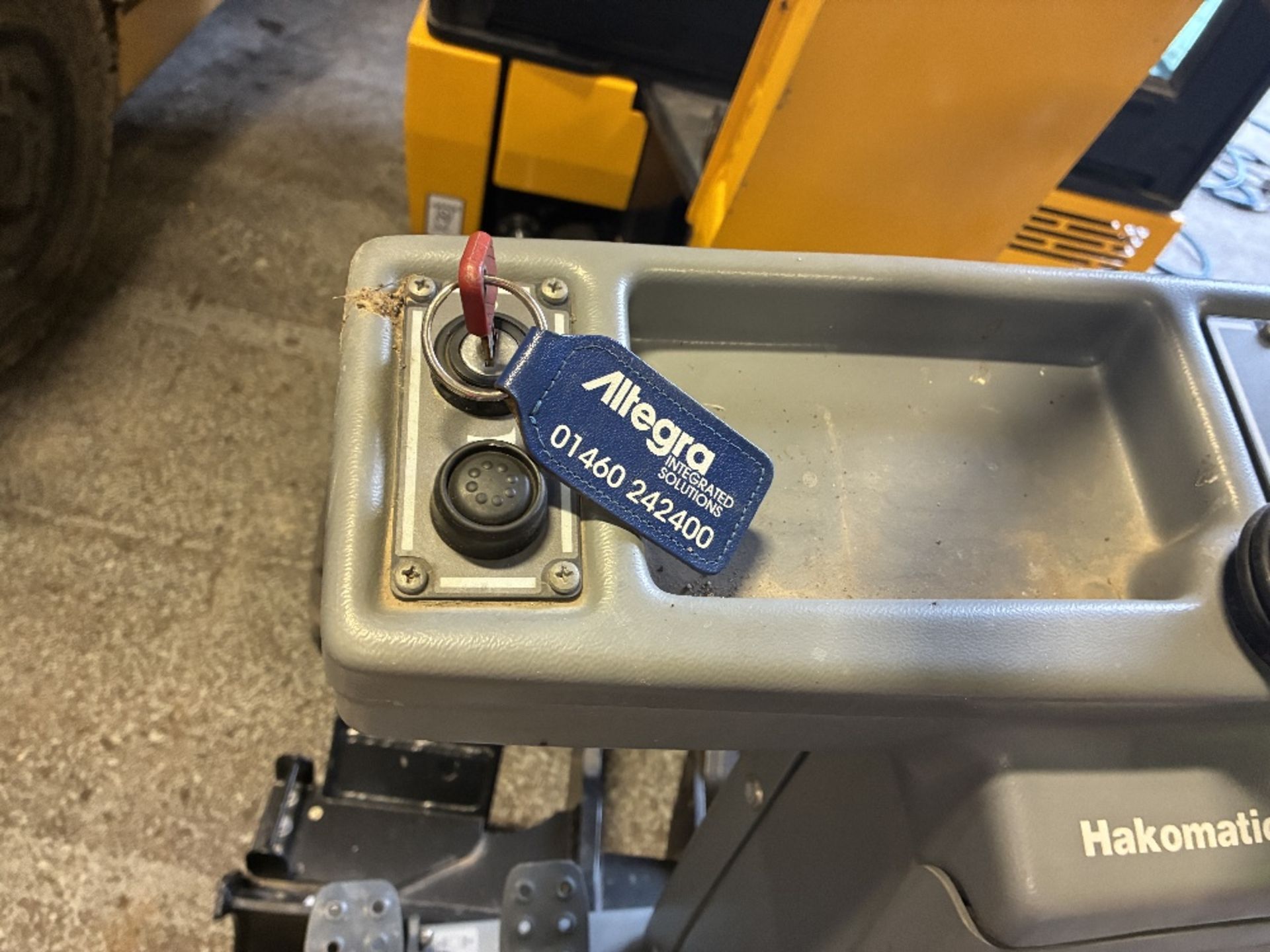 Haka Hakomatic B910 Ride-On Floor Cleaner