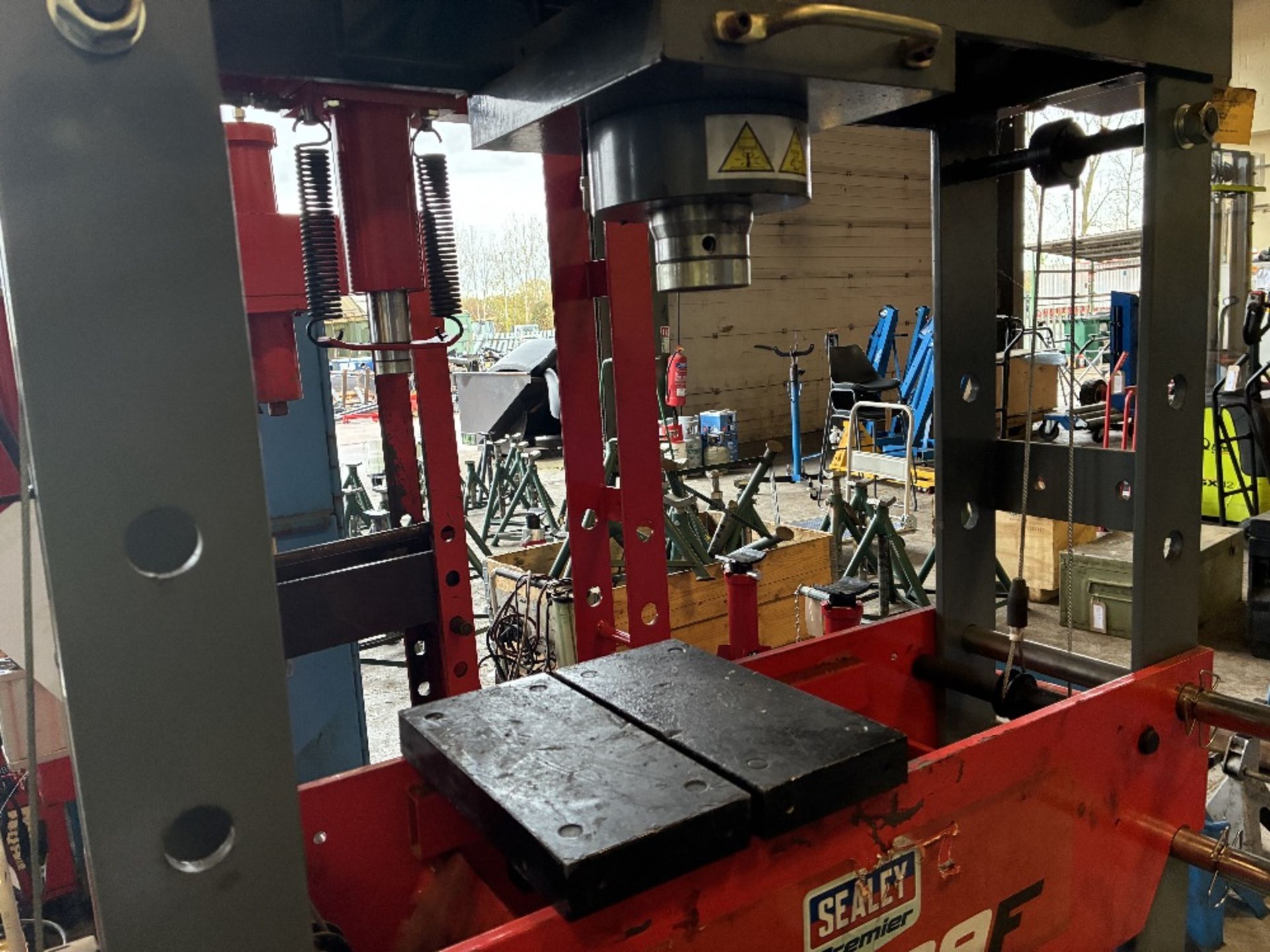 Sealey Premier YK509F 50 Ton Hydraulic PressSerial No. BN20223313 001