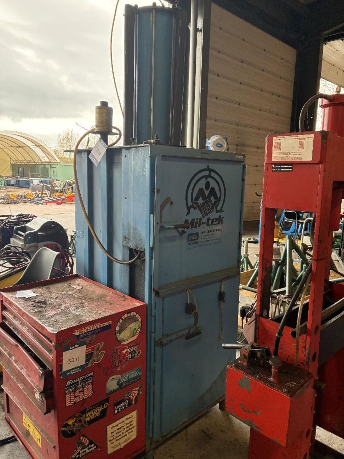 Mil-Tek Model 305 Baler
