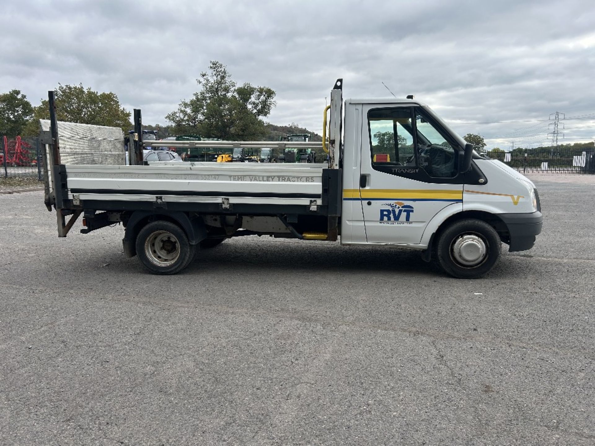 YT62 WMV Ford Transit 100 T350 RWD DropsideRegistration Number: YT62 ...