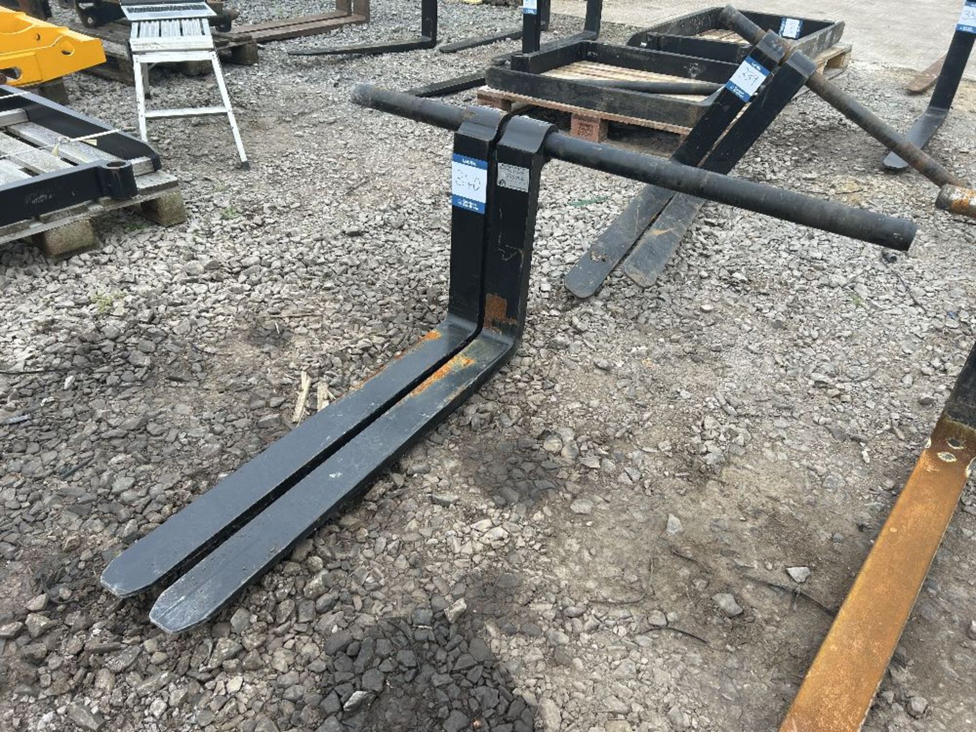 JCB Q-Fit Pallet Tines and 57mm bar(2) JCB 7811048 Forks & BarJCB Forks ...