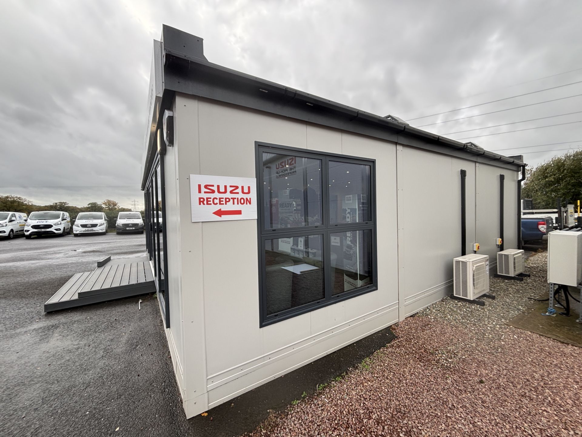 Former Isuzu Dealership Sales Office Modular BuildingComprising 9.6m x ...