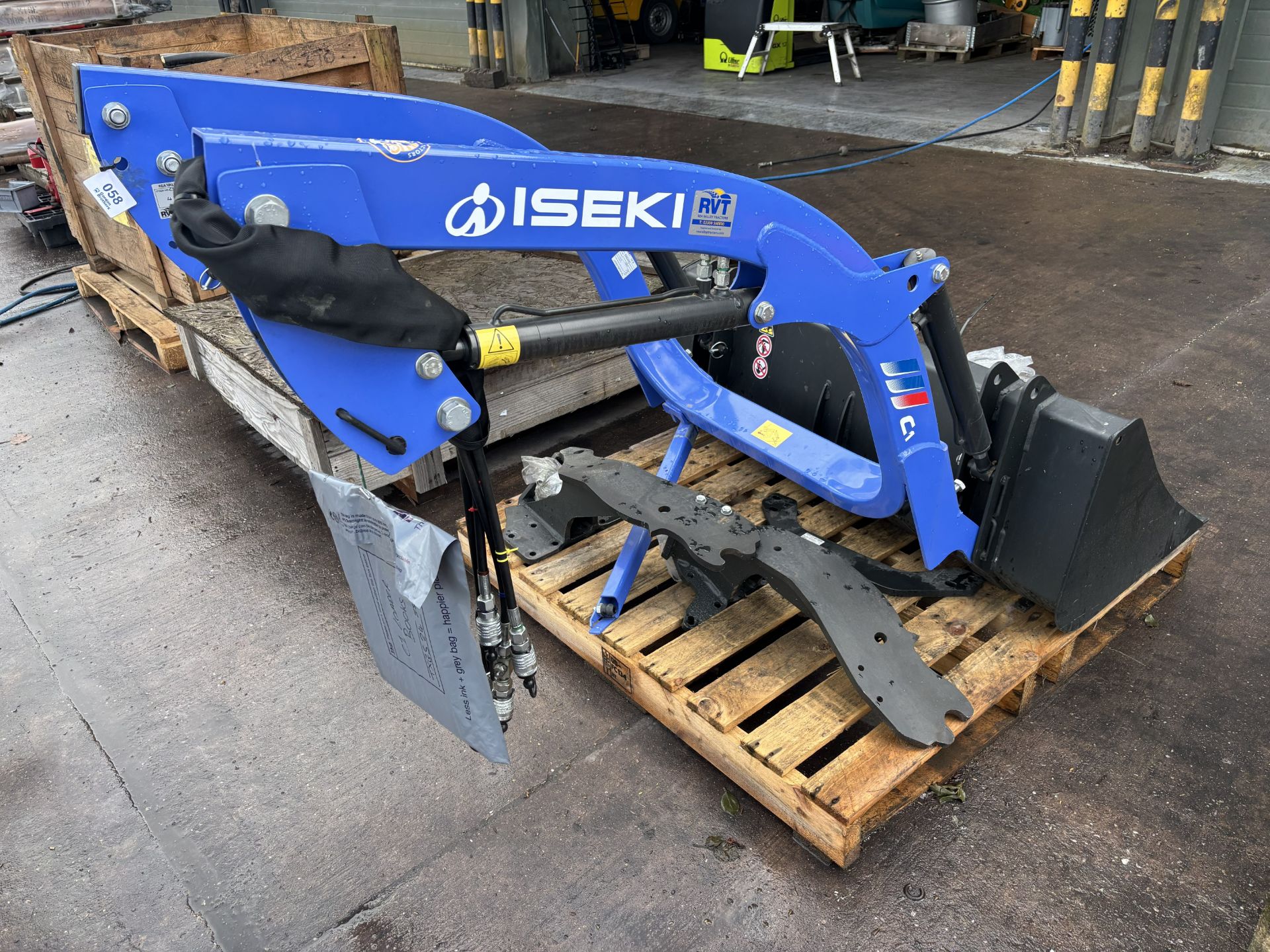 Iseki C1 Tractor front end loaderSerial No. IS20613 (2022)Tag ...