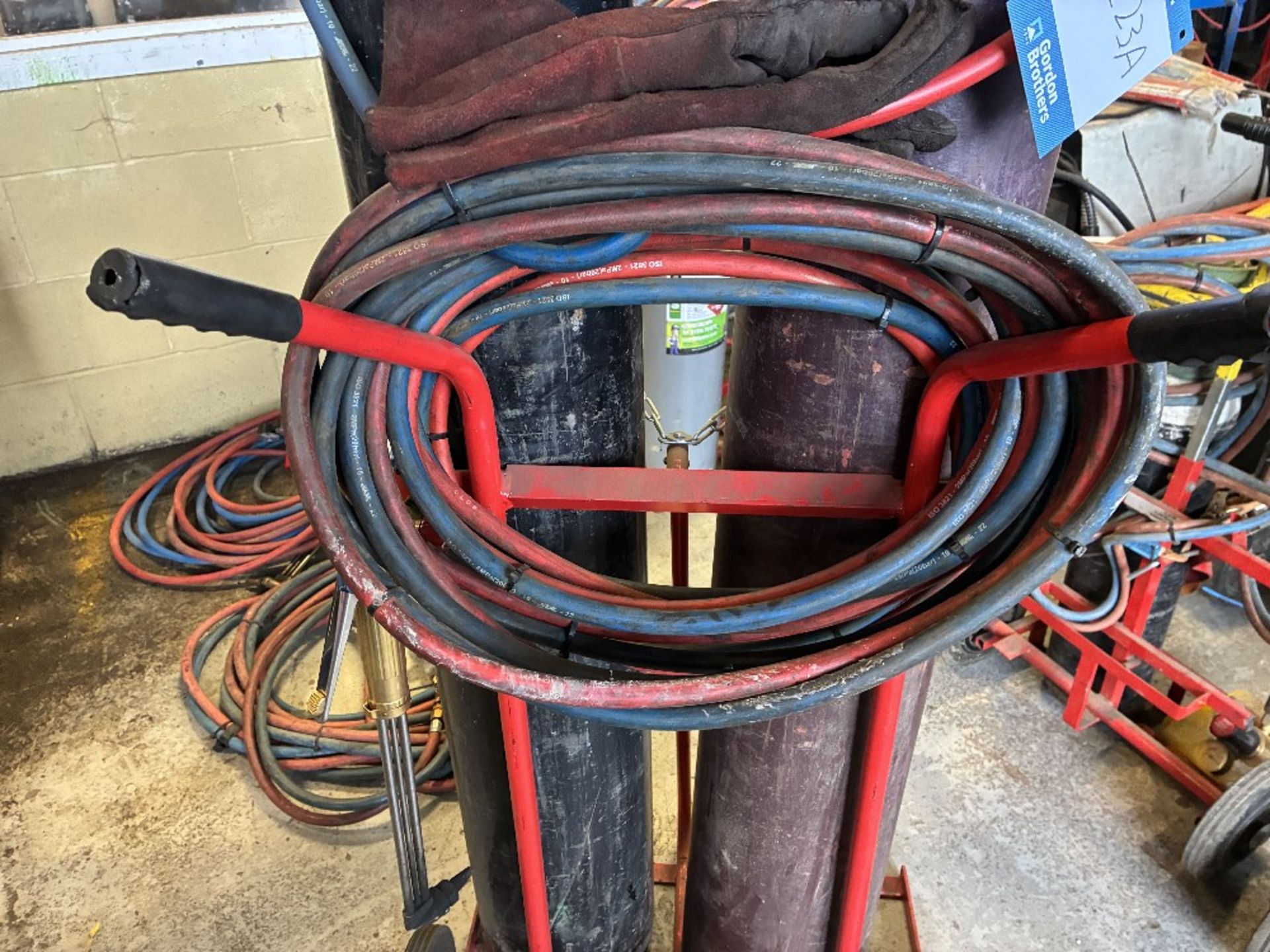 Oxy/Acetylene Torch Kit To Include Trolley, Torch & Regulators