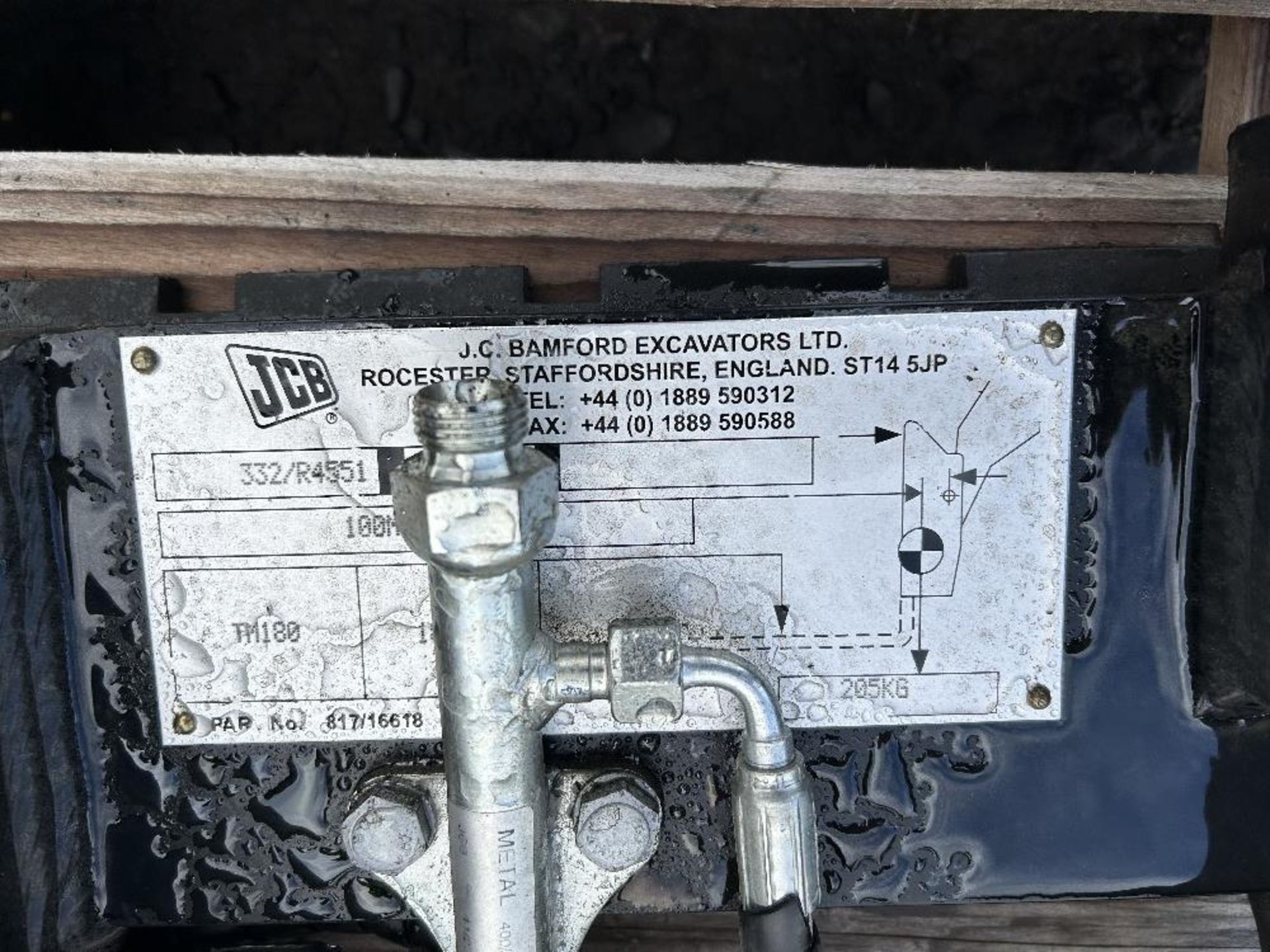 JCB TM180 Pin & Cone HeadstockDimensions: 100mmWeight 205kgMax Capacity ...