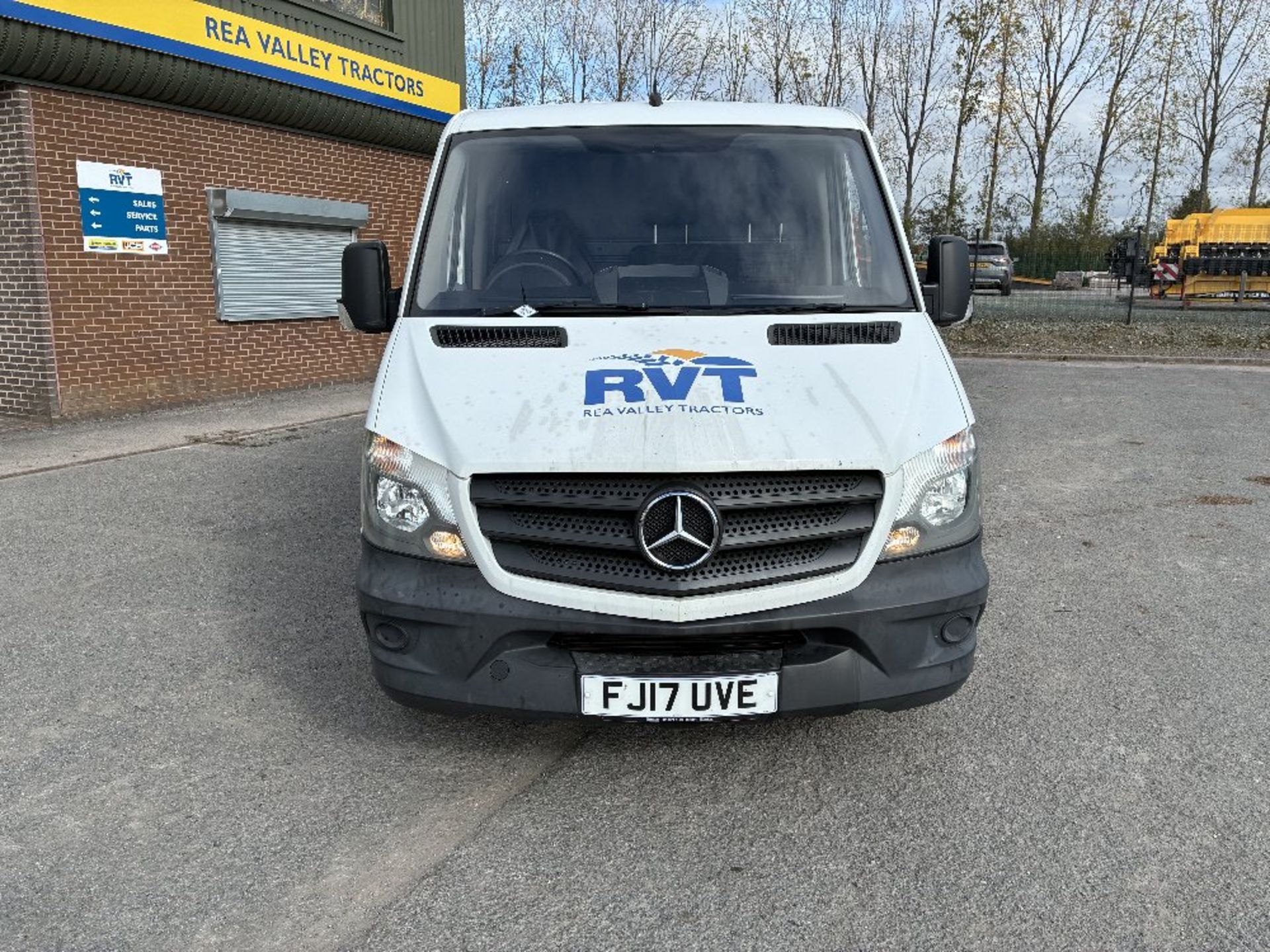 FJ17 UVE Mercedes-Benz Sprinter 316Cdi Blue Efficiency Panel ...
