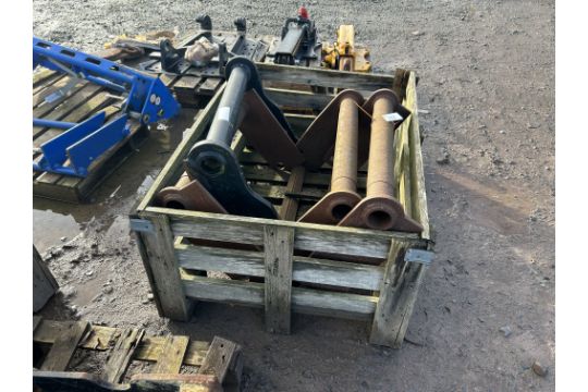 (4) Box Of Weld On Manitou Brackets