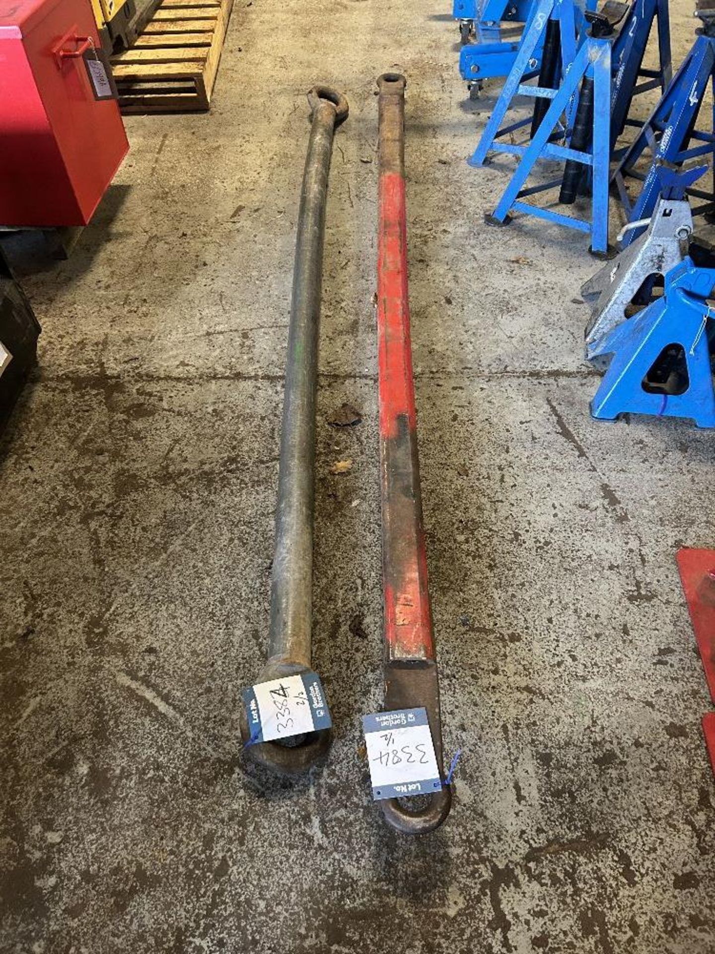 (2) Tow / Draw Bars