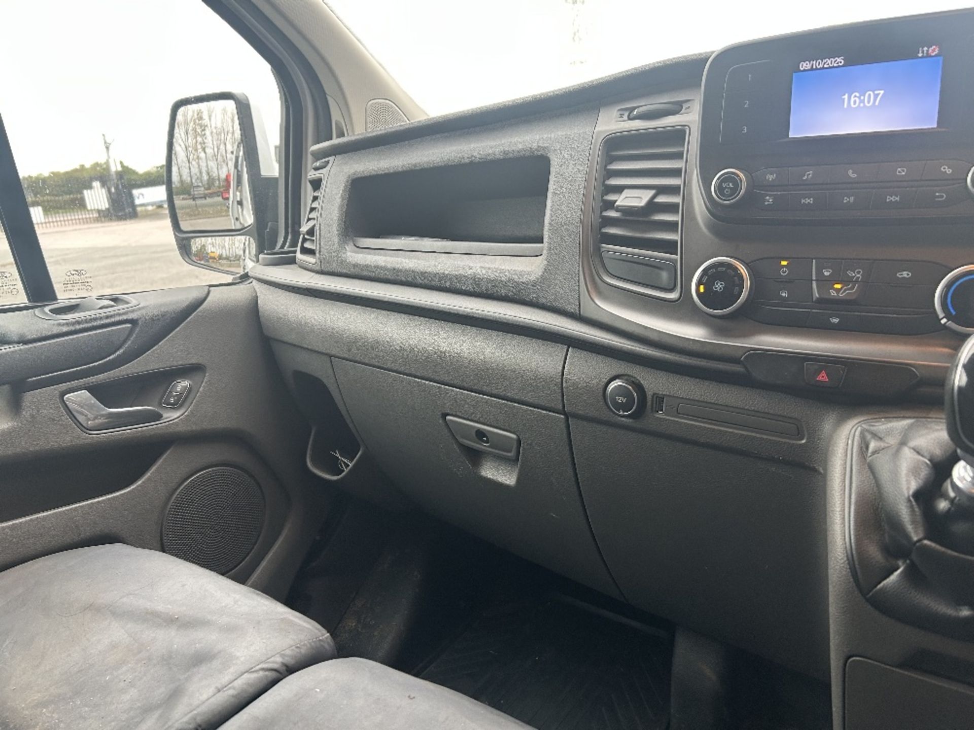 DX19 TYG Ford Transit Custom 280 Trend Panel VanRegistration Number ...