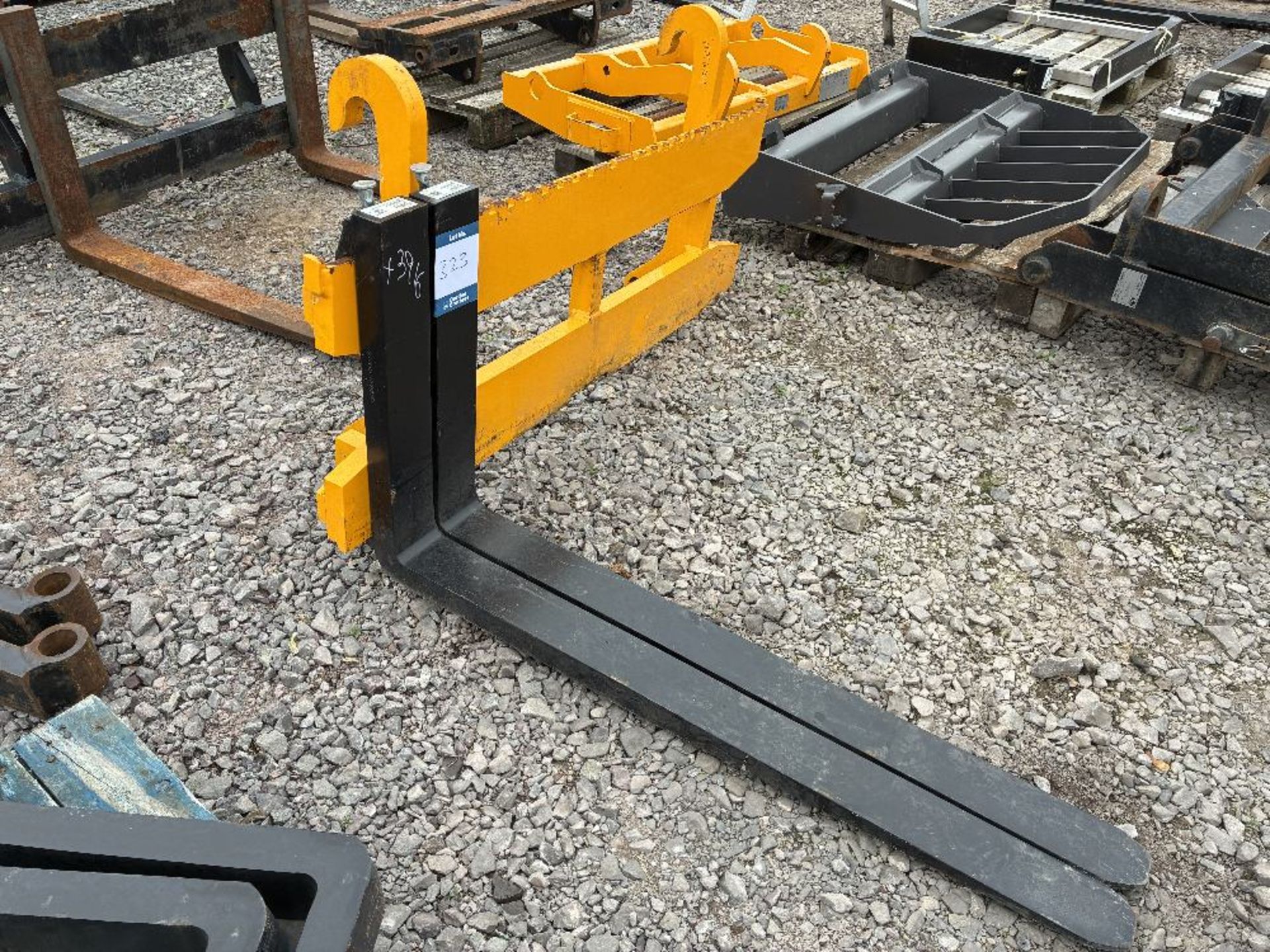 JCB Q-Fit Frame and Forks 100x50x1200