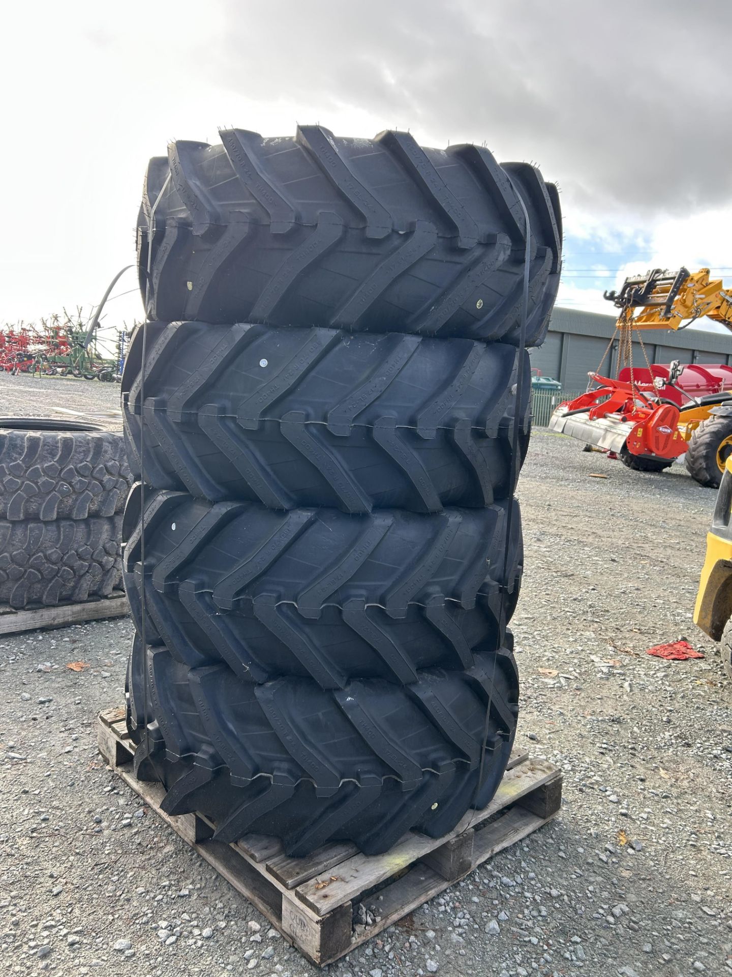 (4) Trelleborg TH400 Agro Industrial 460/70 R24 Tyres
