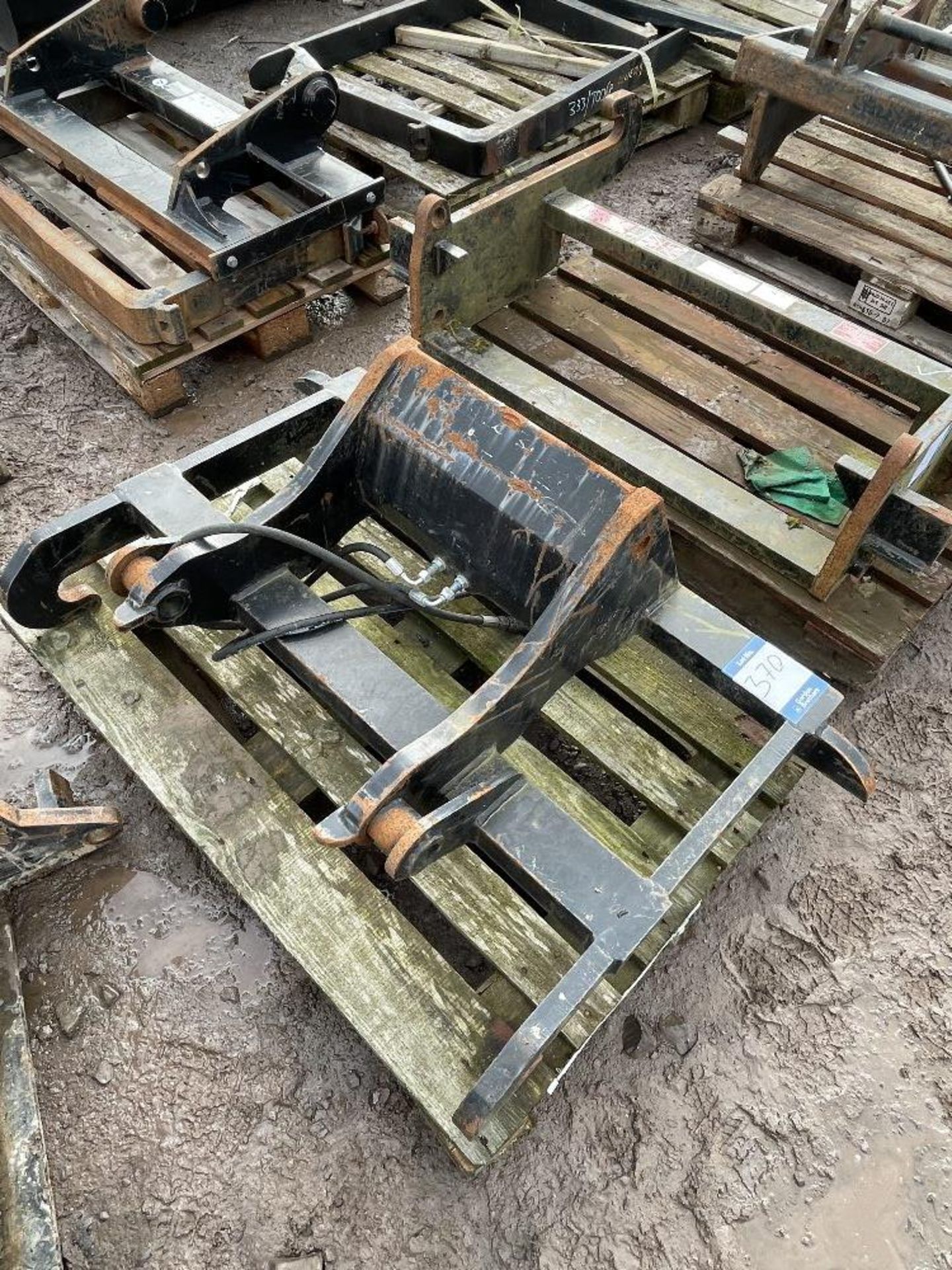 Q-Fit To Tool Carrier Adaptor Plate