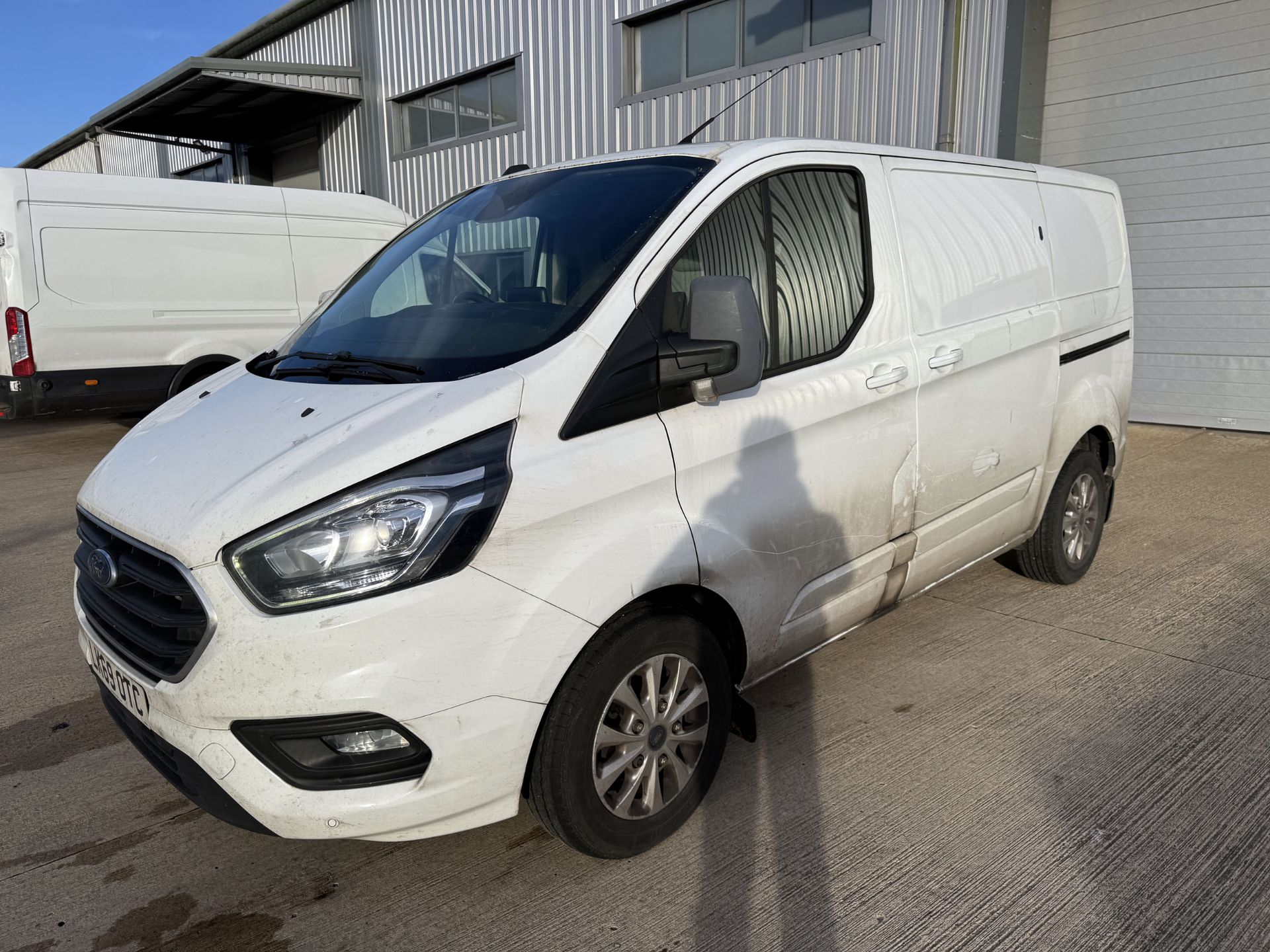 Ford Transit Custom 300 L1 Van 2.0 EcoBlue 130 DPFR SS EU6 Limited 6 ...