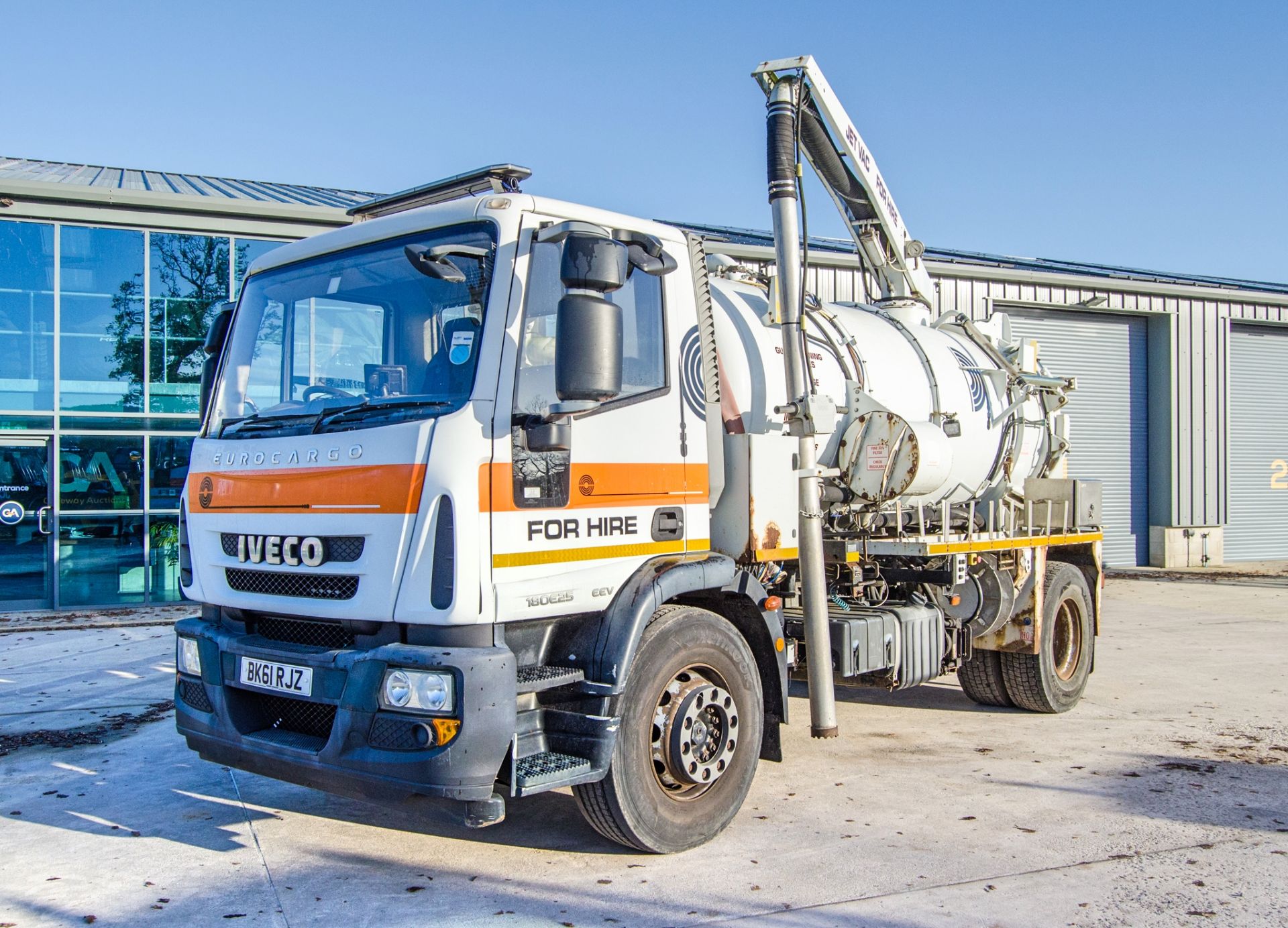 Iveco Eurocargo 180E25 18 tonne 4x2 5880cc diesel automatic Whale jet ...