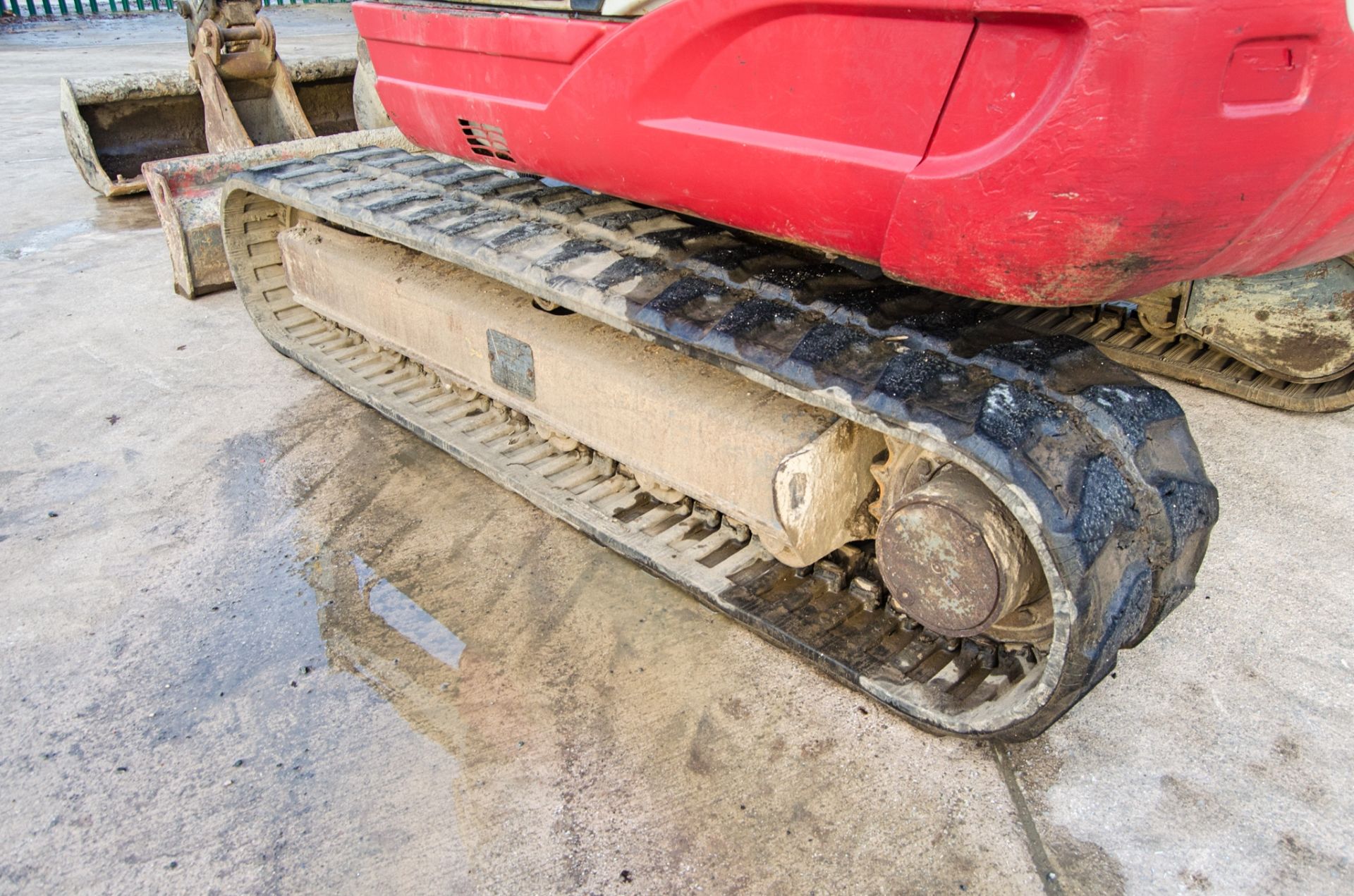 Takeuchi TB250 5 tonne rubber tracked excavator Year: 2018 S/N ...