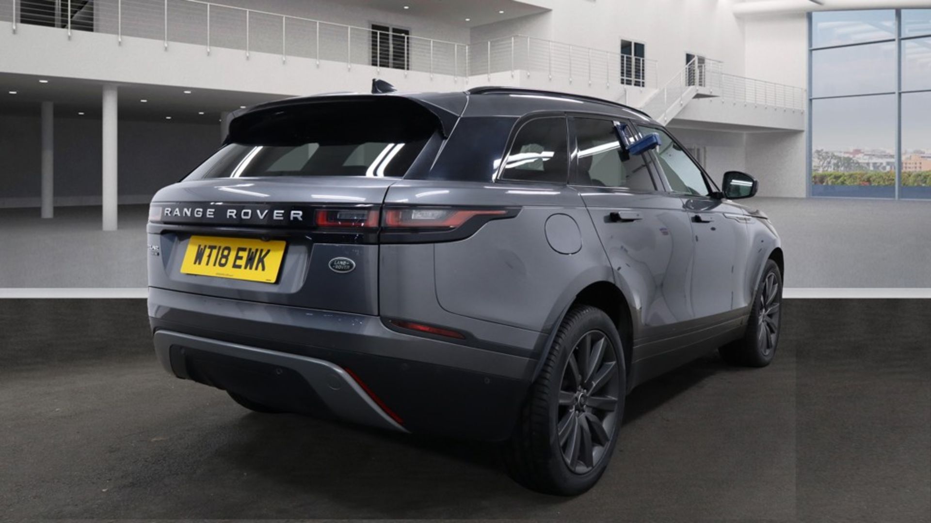 **ON SALE**Land Rover Range Rover Velar 2.0 D240 SE 2018'18 Reg ...