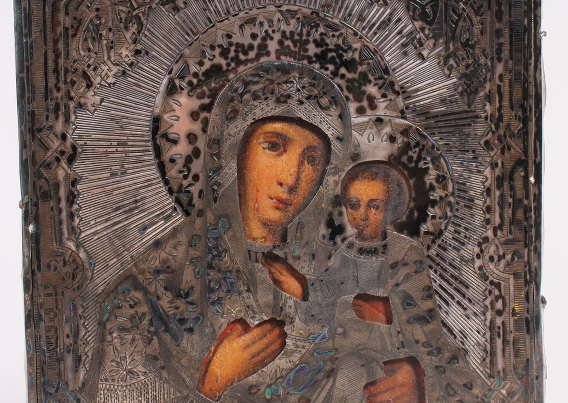 Kleine Ikone "Gottesmutter Iwerskaja" mit Silberoklad, Russland, um ...