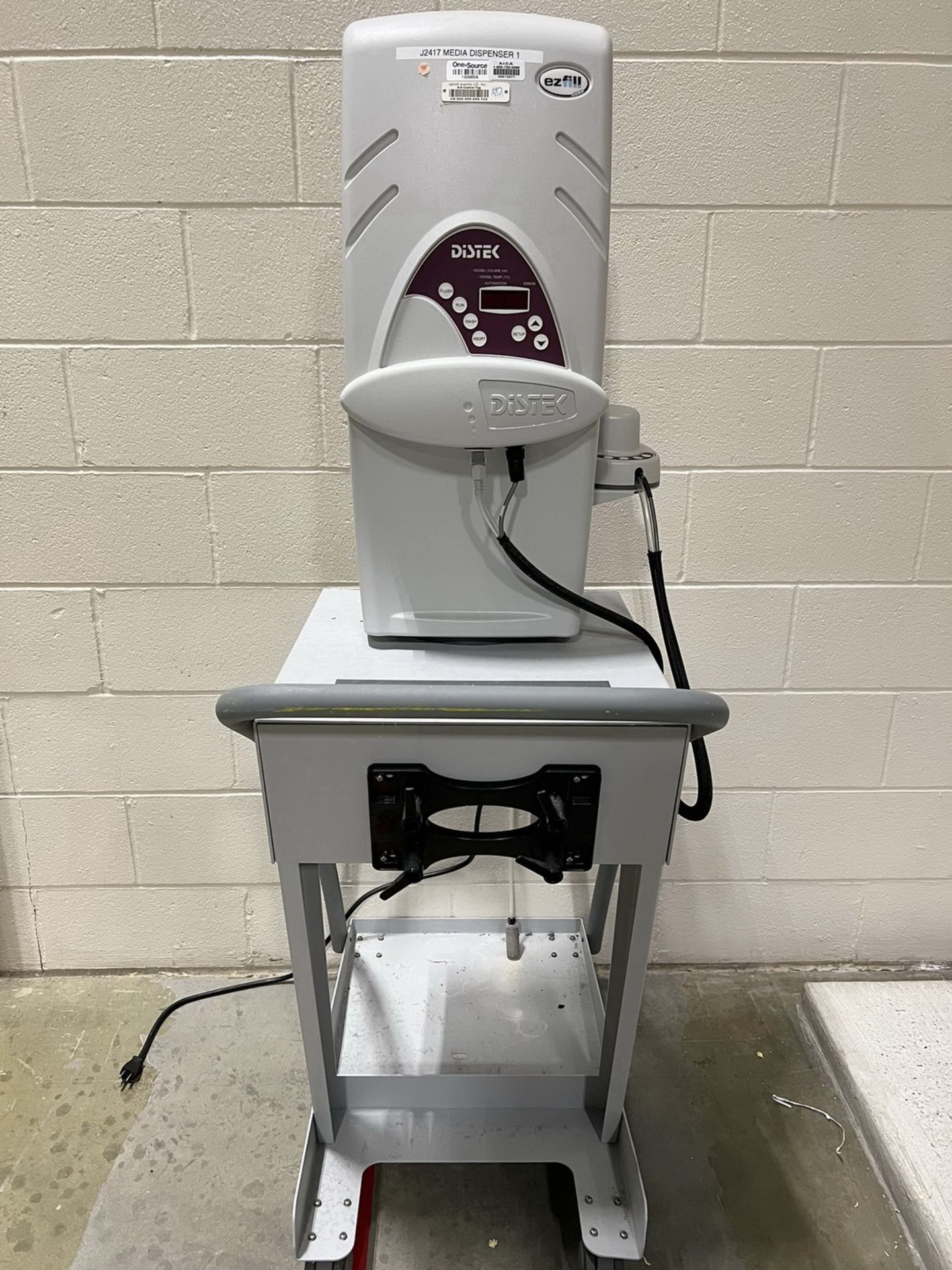 Distek Model EzFill 4500 Media preparation for dissolution. Location ...