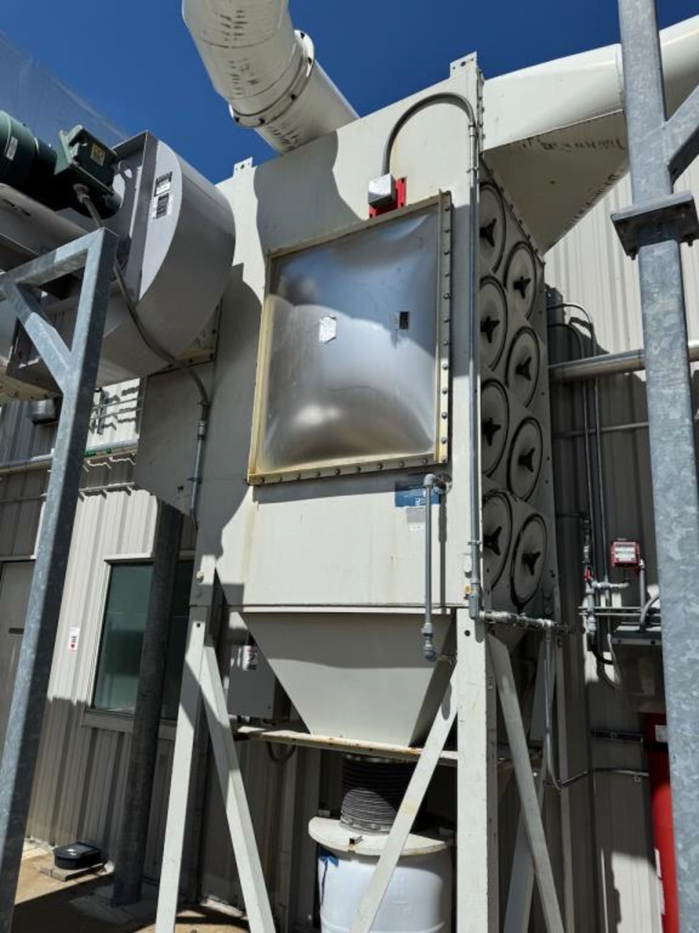Donaldson torit 24-16 Eight Cartridge Dust Collector, with Cincinnati ...
