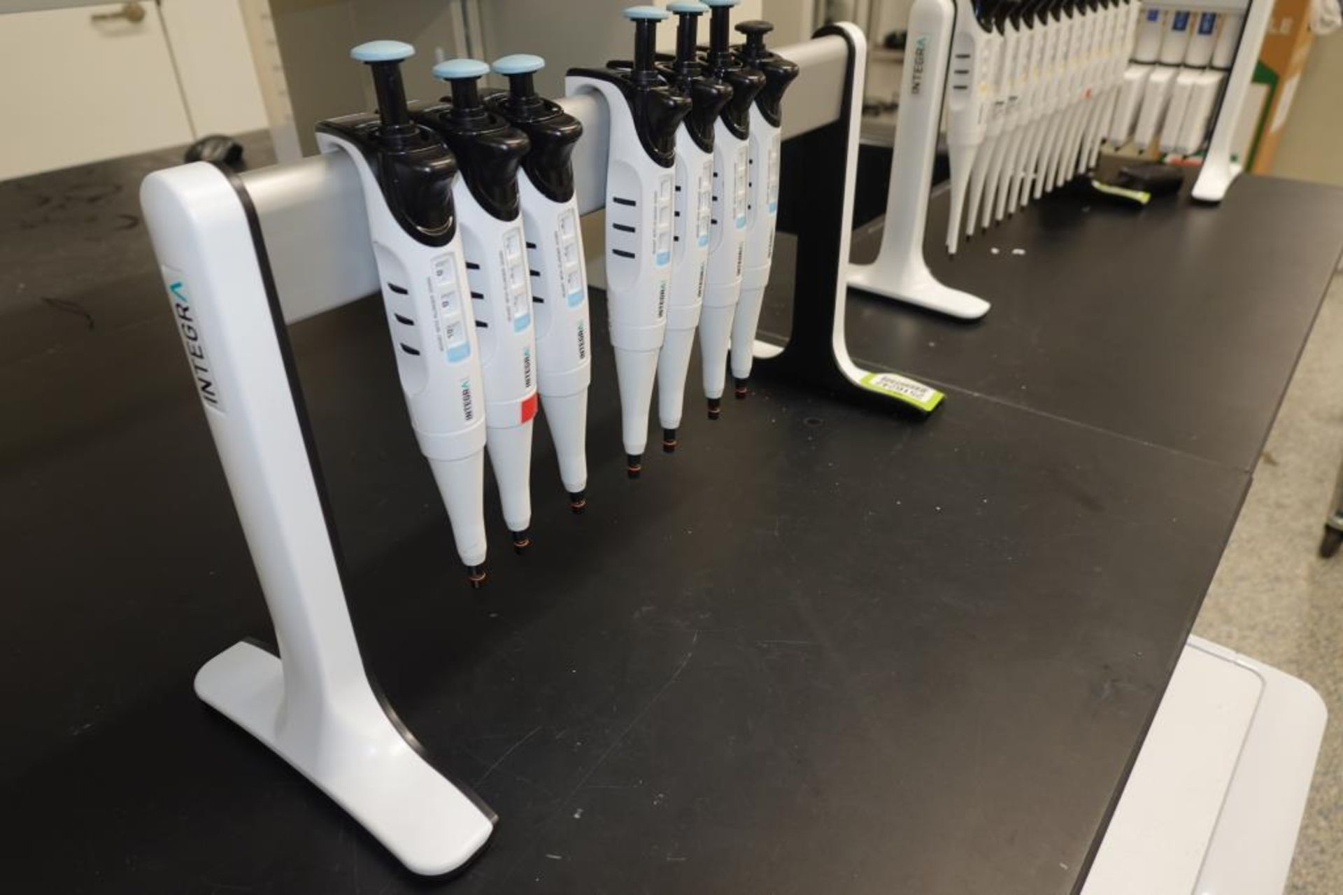 Integra Evolve (Lot of 7) Single Channel Pipettes, 100-1000µL With ...