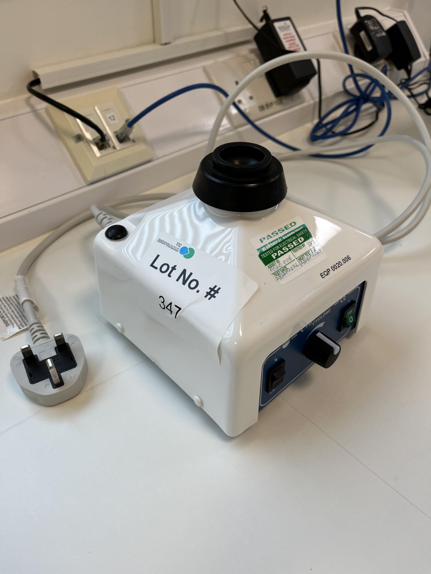 1: Clifton, Cyclone, Vortex Mixer, Serial Number: 127378