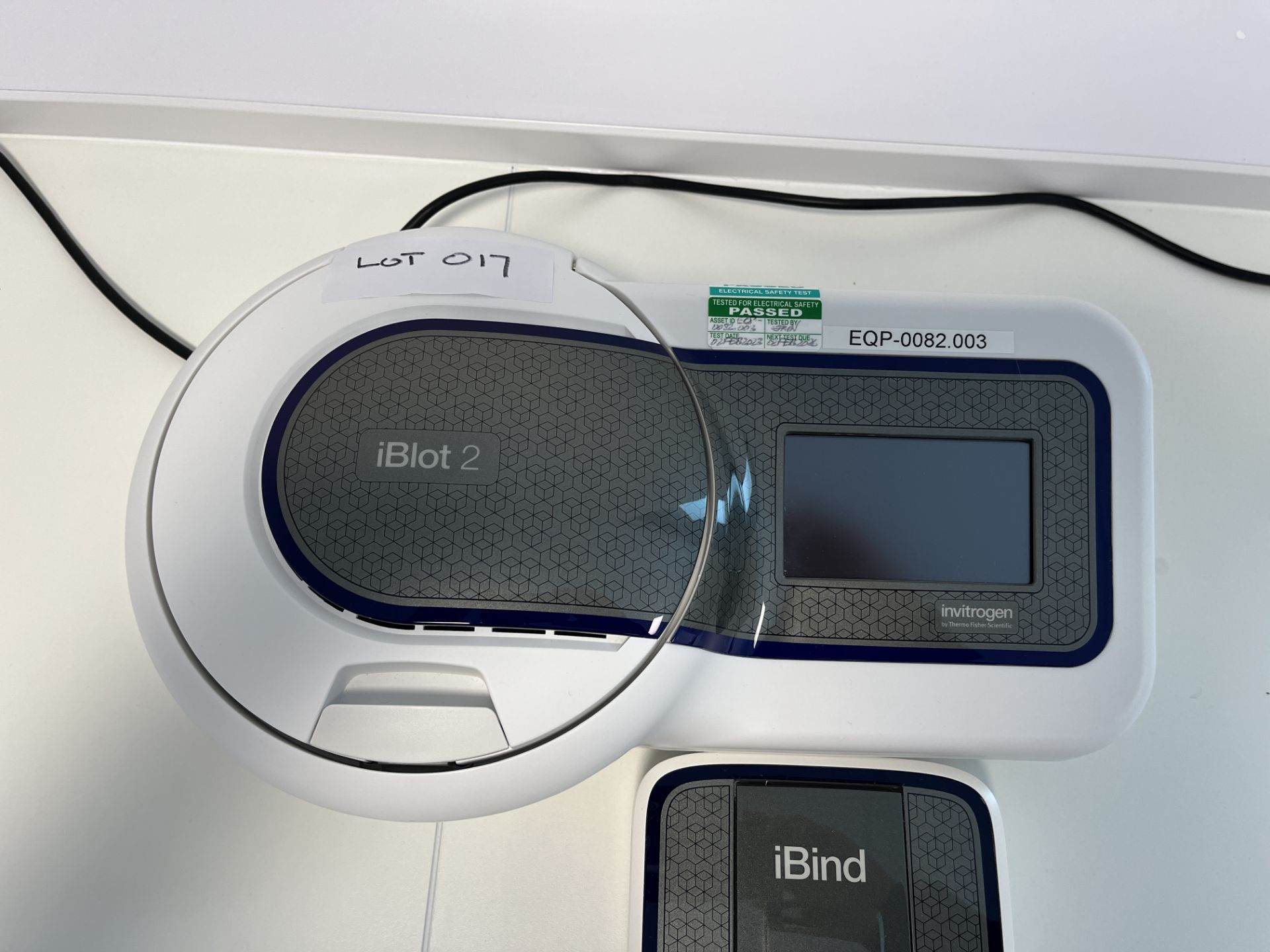1: Invitrogen, iBlot2, Gel Transfer Device with iBind Western Device ...
