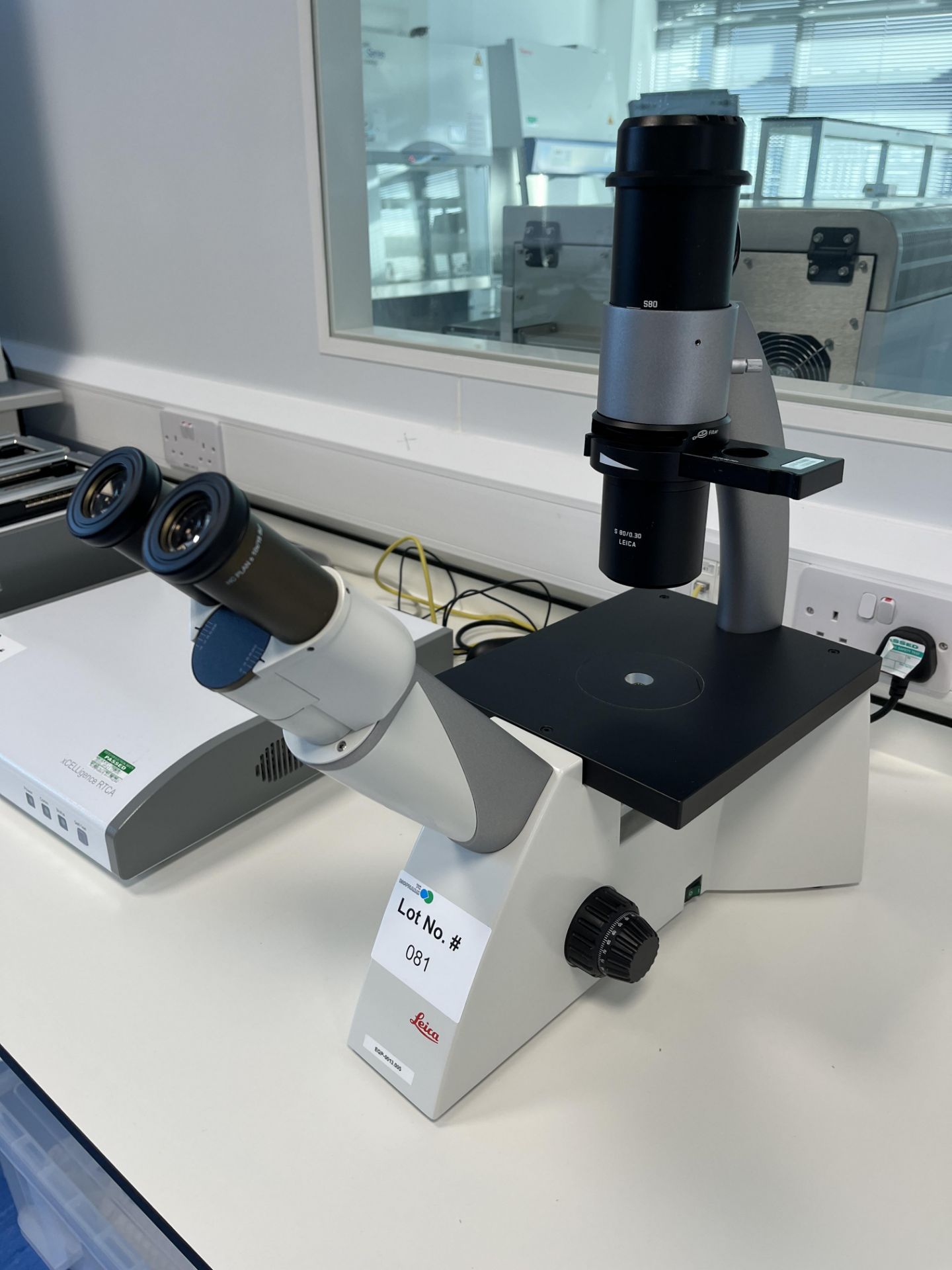 1: Leica, DMi1, Inverted Microscope, Serial Number: 453134, Year of ...